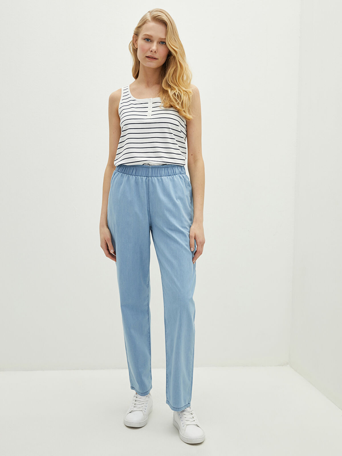 LCW GRACE Beli Lastikli Cep Detaylı Kadın Jean Pantolon