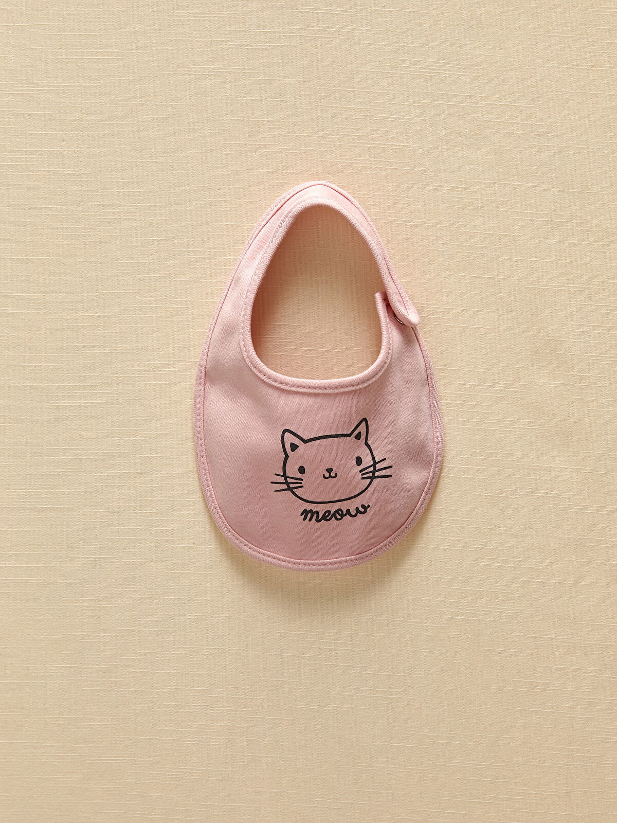 LCW GREEN Baskılı Organik Pamuklu Kız Bebek Mama Önlüğü