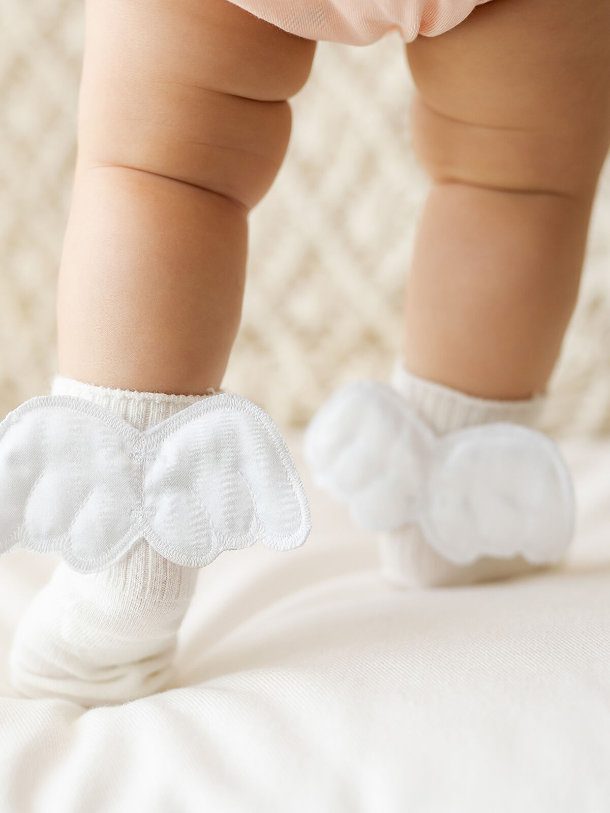 3 Boyutlu Kanat Detaylı Kız Bebek Soket Çorap