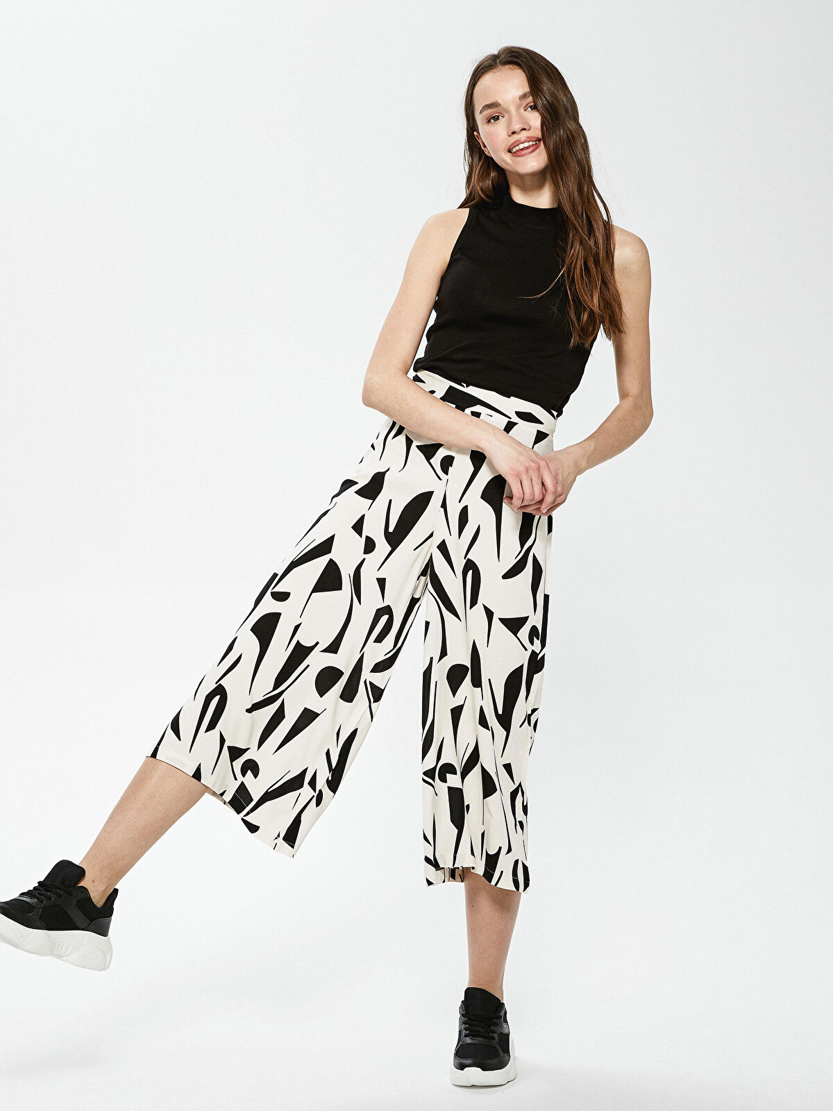 LCW CASUAL Beli Lastikli Baskılı Geniş Paça Poplin Kadın Capri