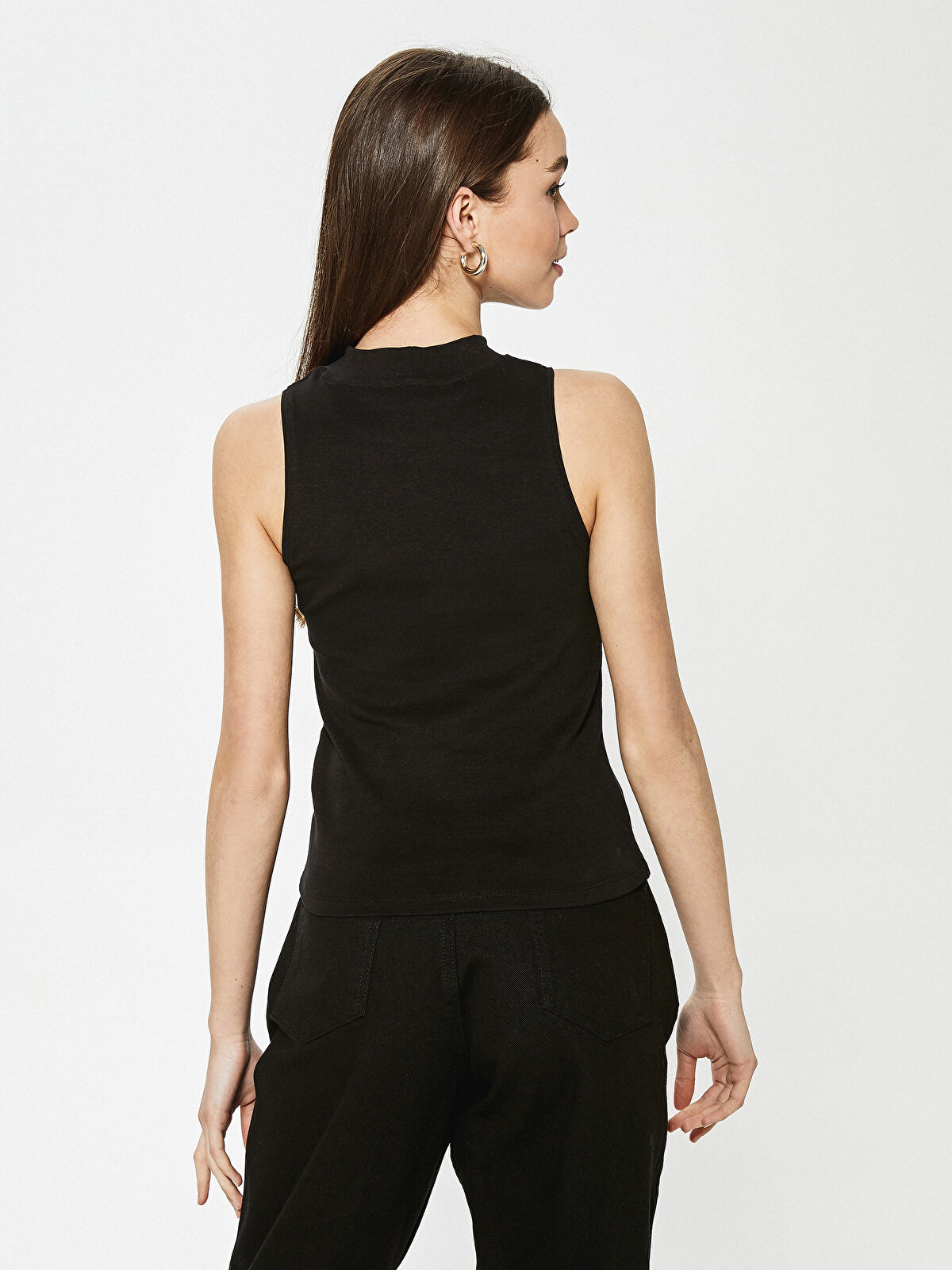 LCW VISION Yarım Balıkçı Yaka Düz Kolsuz Pamuklu Kadın Tişört