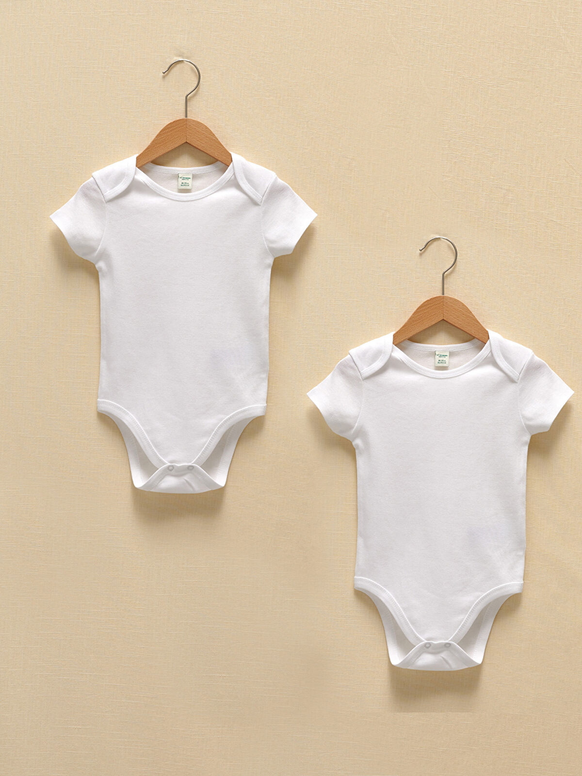 LCW GREEN Bisiklet Yaka Kısa Kollu Organik Pamuklu Basic Kız Bebek Çıtçıtlı Body 2'li LCW GREEN Bisiklet Yaka Kısa Kollu Organik Pamuklu Basic Kız Bebek Çıtçıtlı Body 2'li