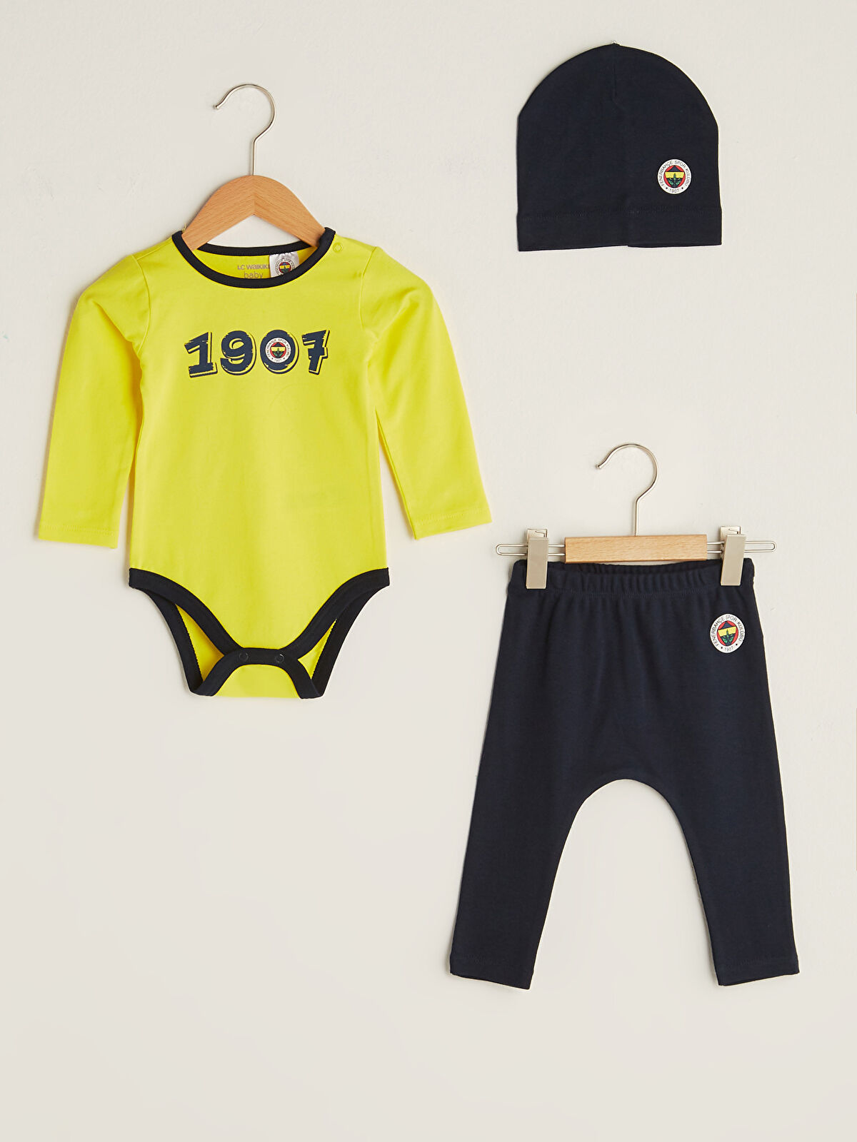 Bisiklet Yaka Uzun Kollu Fenerbahçe Baskılı Pamuklu Unisex Bebek Taraftar Takım 3'lü