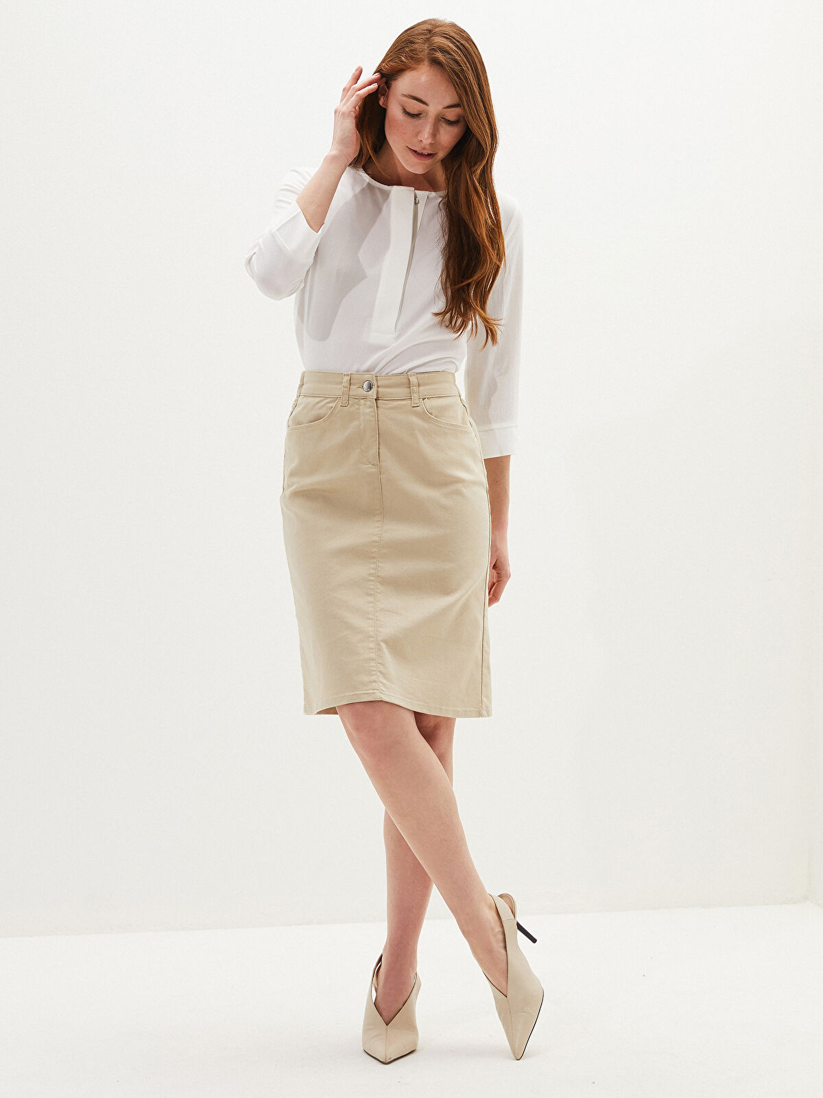 LCW GRACE Beli Lastikli Cep Detaylı Gabardin Kumaş Kadın Etek