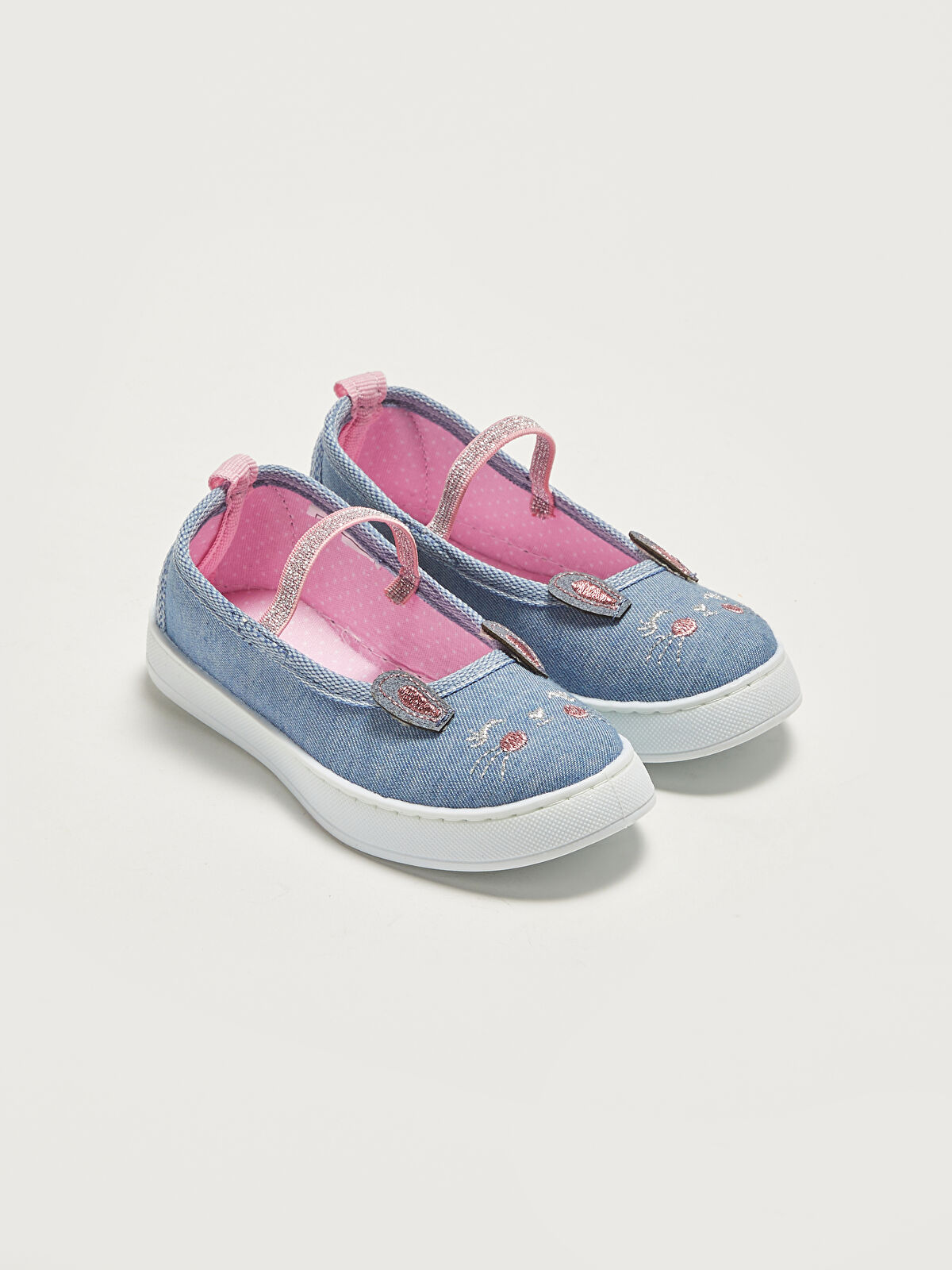 Nakış Detaylı Lastikli Kız Çocuk Babet