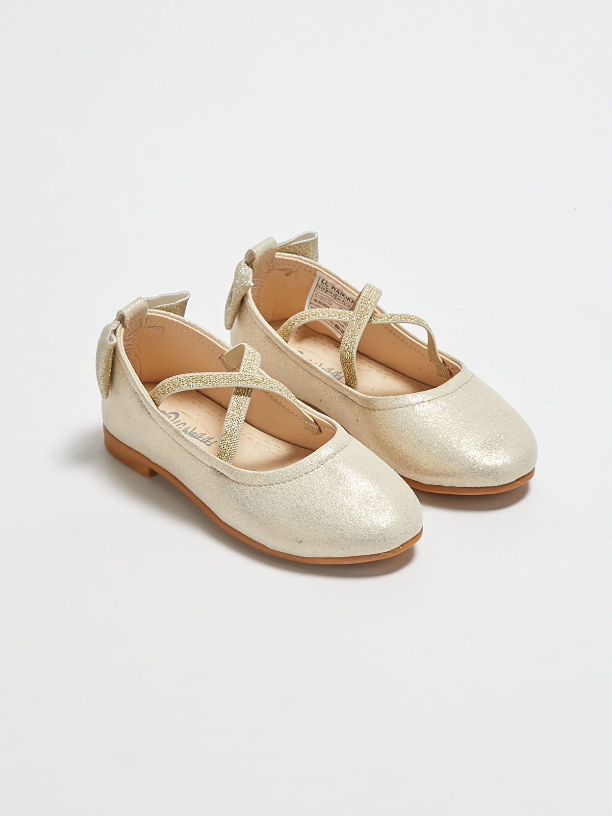 Deri Görünümlü Fiyonk Detaylı  Kız Çocuk Babet