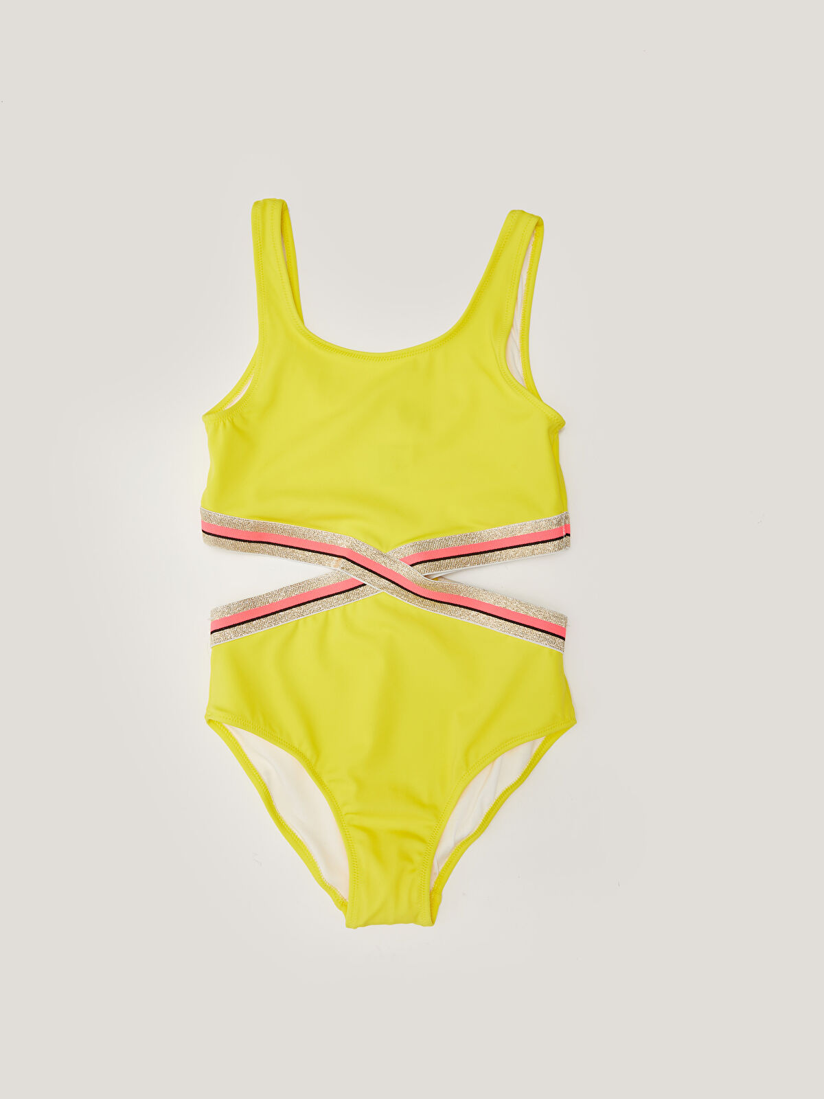 Esnek Kumaştan Kız Çocuk Mayokini