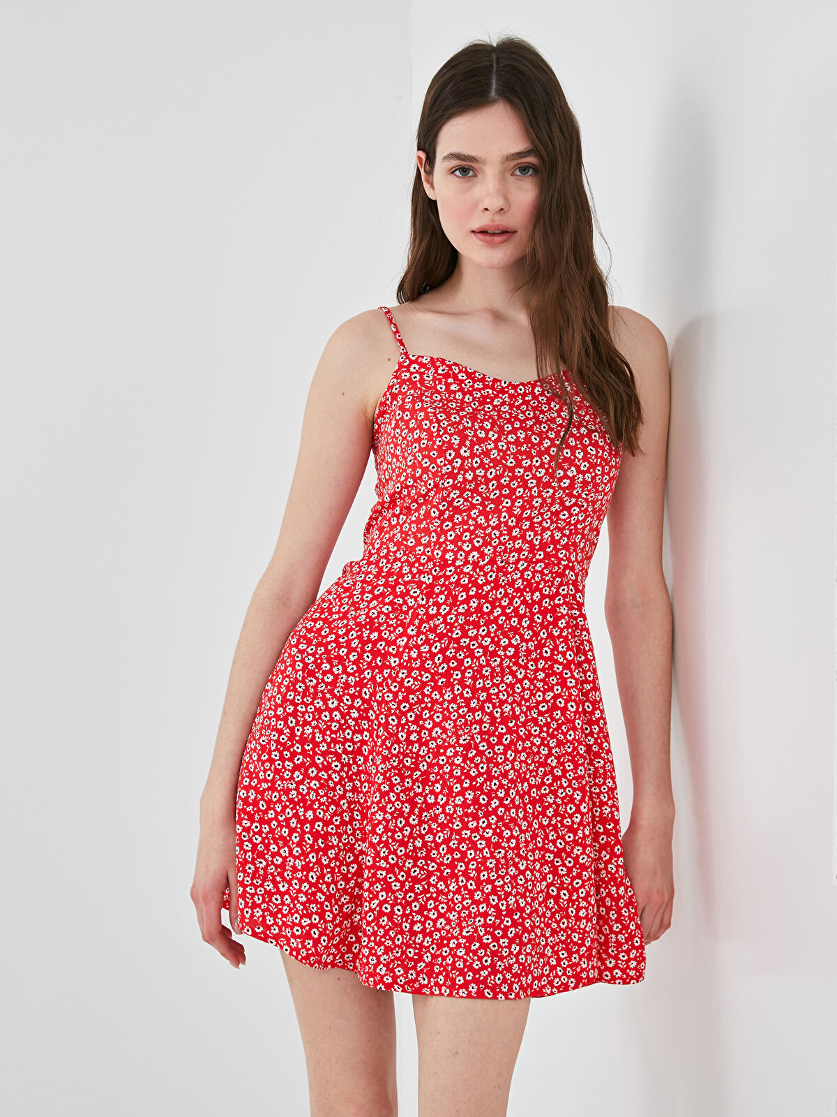 LCW CASUAL Askılı Çiçek Baskılı Viskon Kadın Elbise