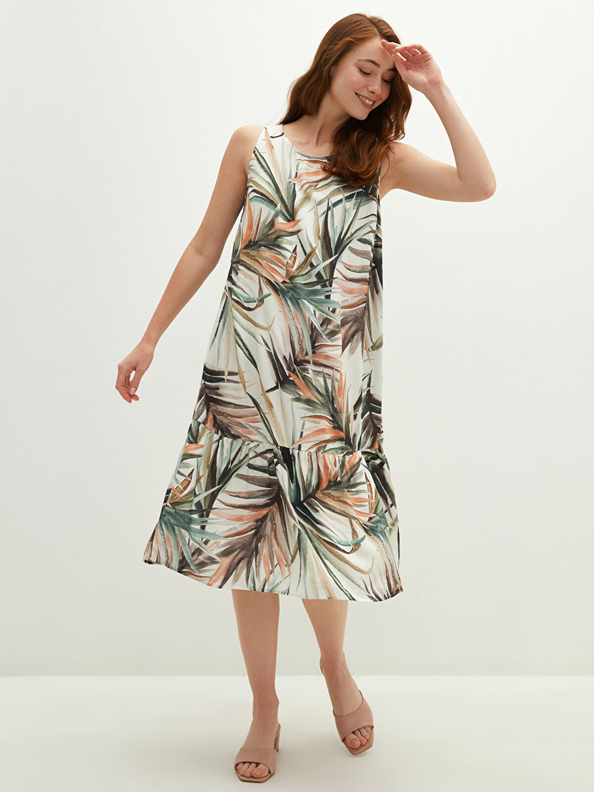 LCW CLASSIC Bisiklet Yaka Desenli A Kesim Viskon Kadın Elbise