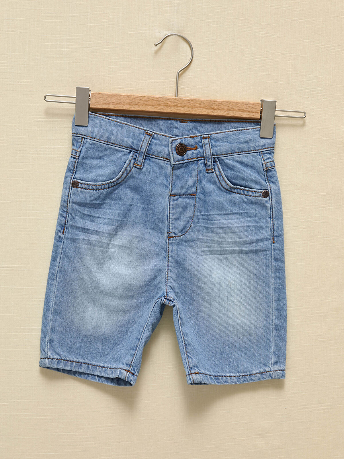 LCW GREEN Low Crotch Fit Basic Organik Pamuklu Erkek Bebek Jean Şort LCW GREEN Low Crotch Fit Basic Organik Pamuklu Erkek Bebek Jean Şort