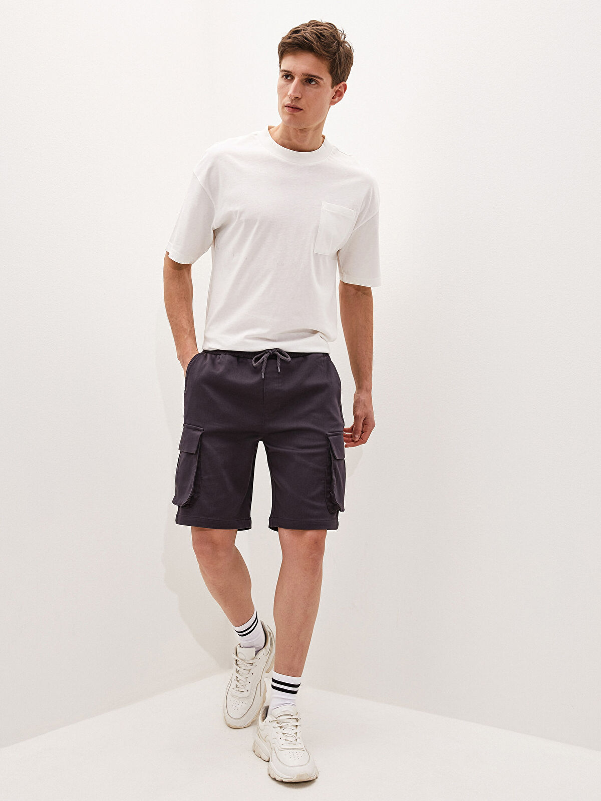 LCW CASUAL Slim Fit Beli Lastikli Spor Erkek Şort