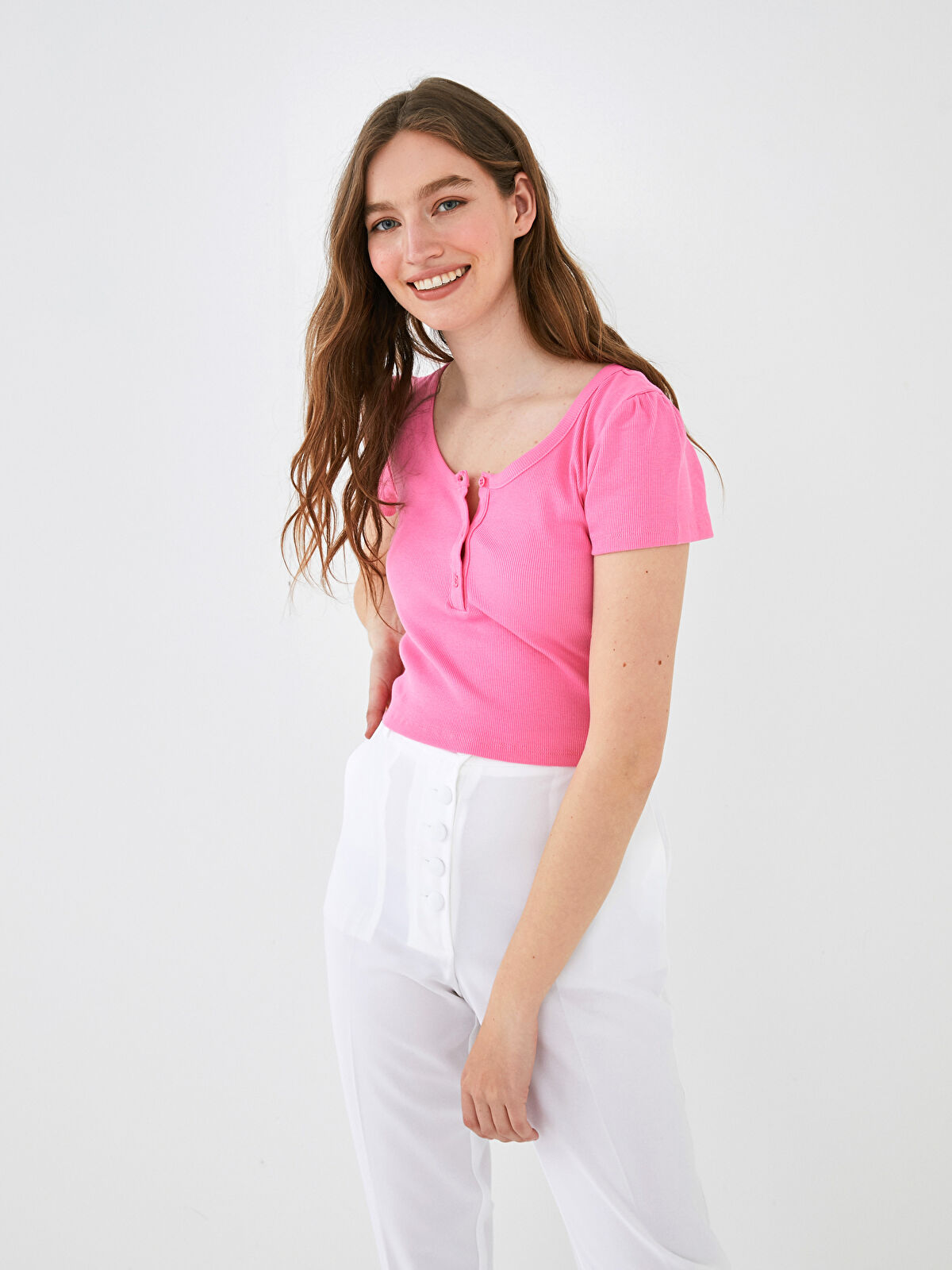 LCW CASUAL Düğmeli U Yaka Kısa Kollu Kaşkorse Kumaş Kadın Bluz