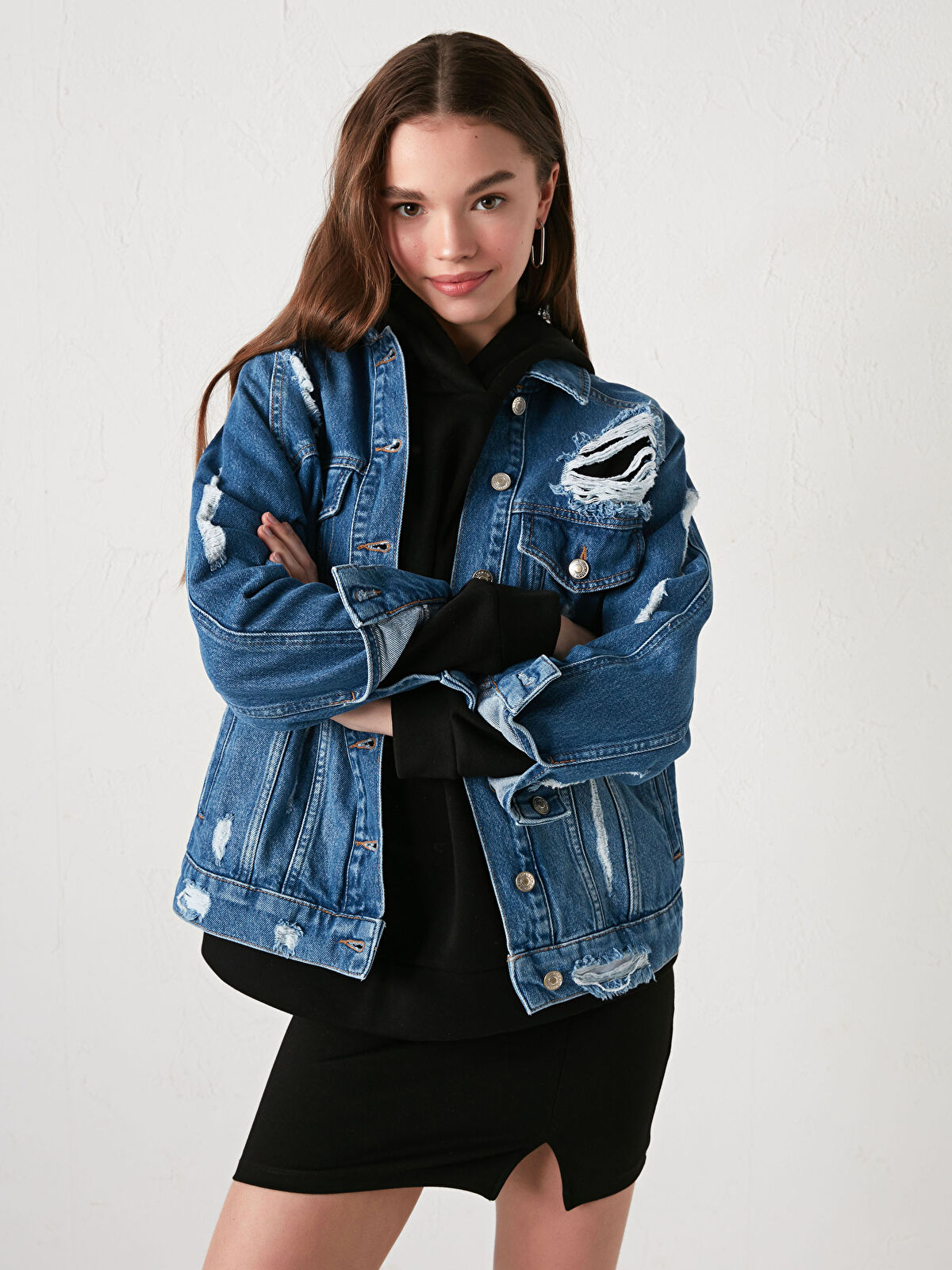 Gömlek Yaka Cep Detaylı Uzun Kollu Kadın Rodeo Jean Ceket
