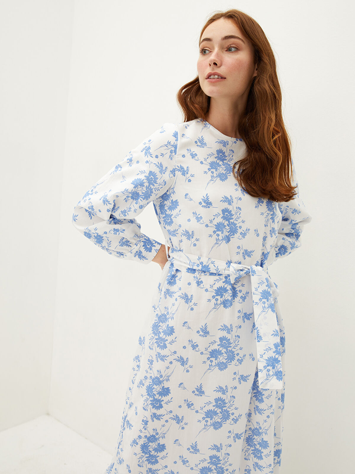 MODEST Bisiklet Yaka Çiçek Baskılı Uzun Kollu Pamuklu Kadın Elbise