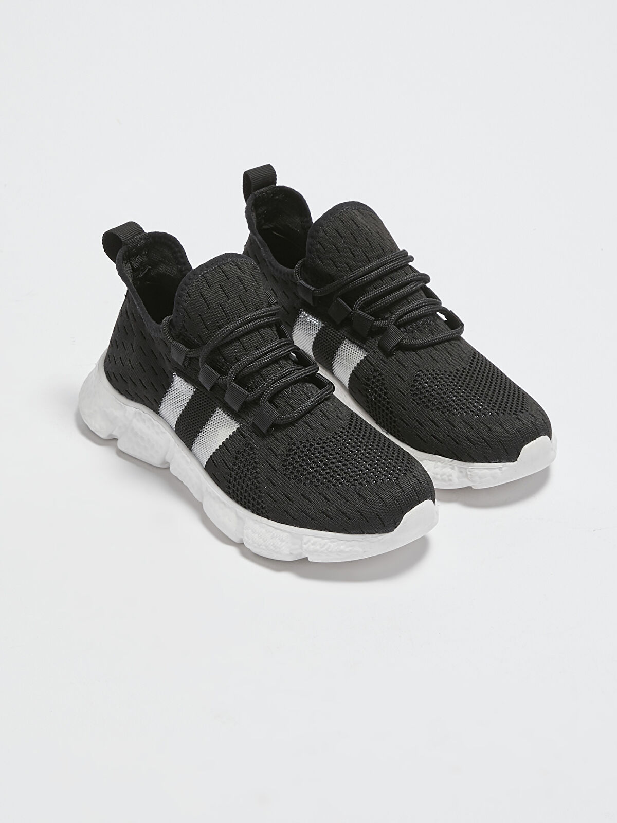 File Detaylı Kalın Tabanlı Kadın Aktif Spor Ayakkabı File Detaylı Kalın Tabanlı Kadın Aktif Spor Ayakkabı