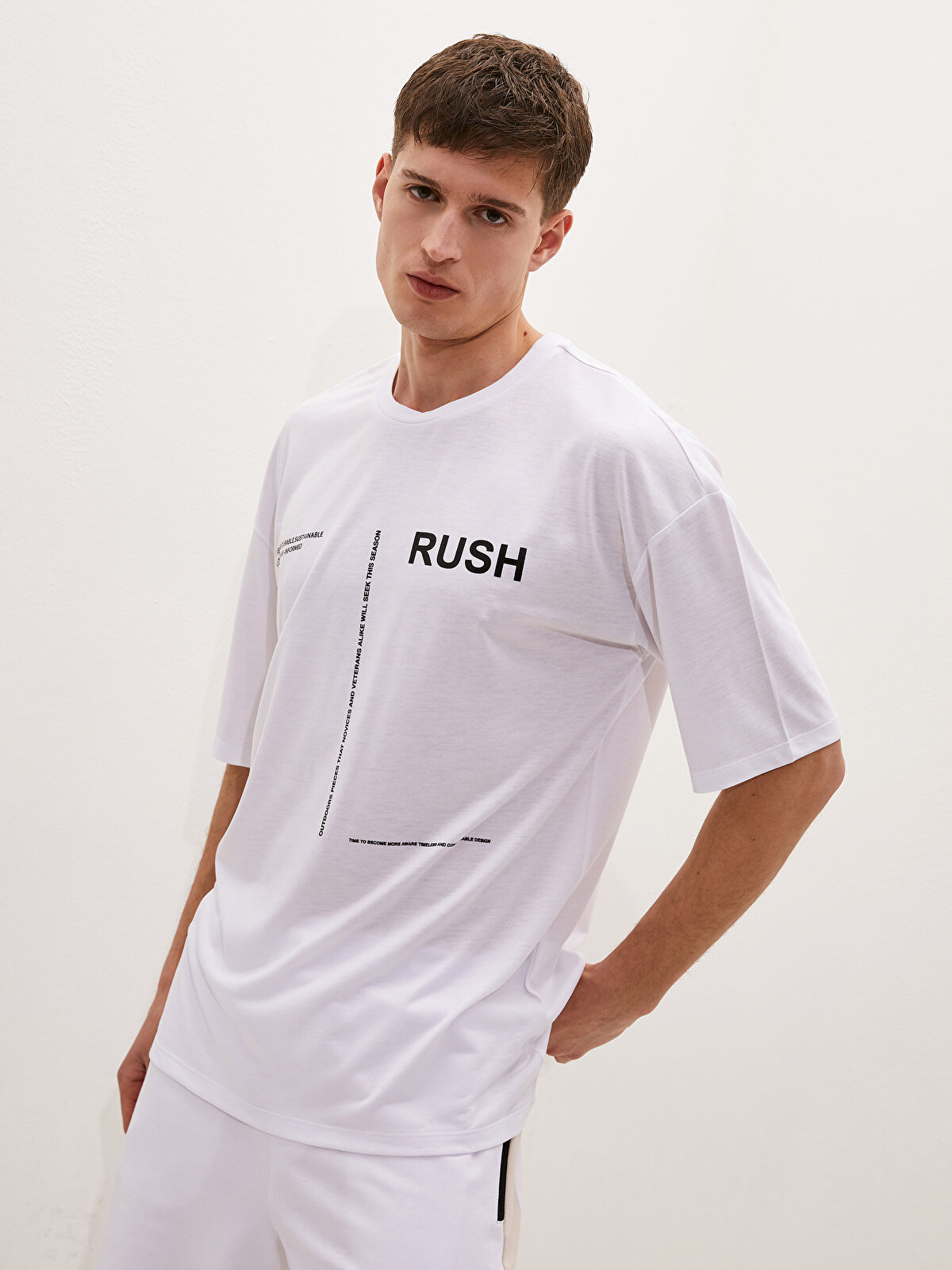 LCW SPORTS Bisiklet Yaka Kısa Kollu Aktif Spor Erkek Tişört