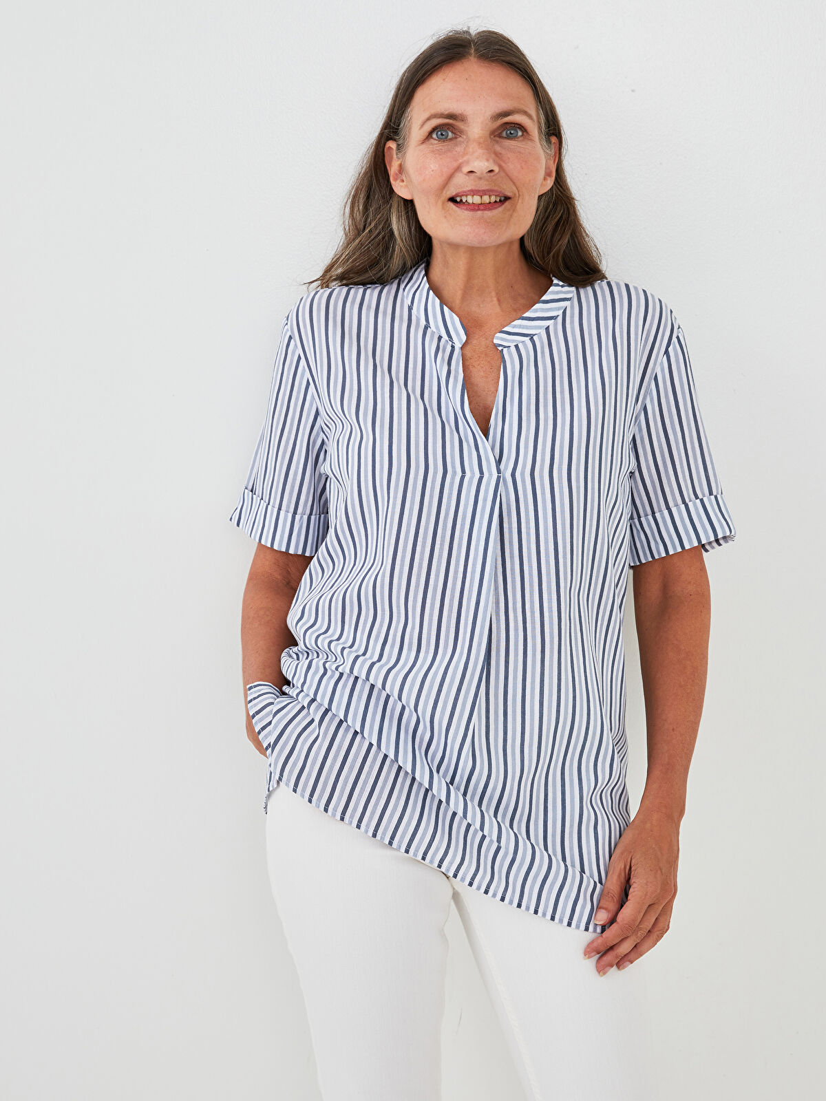 LCW GRACE Kaçık Yaka Çizgili Kısa Kollu Pamuklu Kadın Bluz LCW GRACE Kaçık Yaka Çizgili Kısa Kollu Pamuklu Kadın Bluz