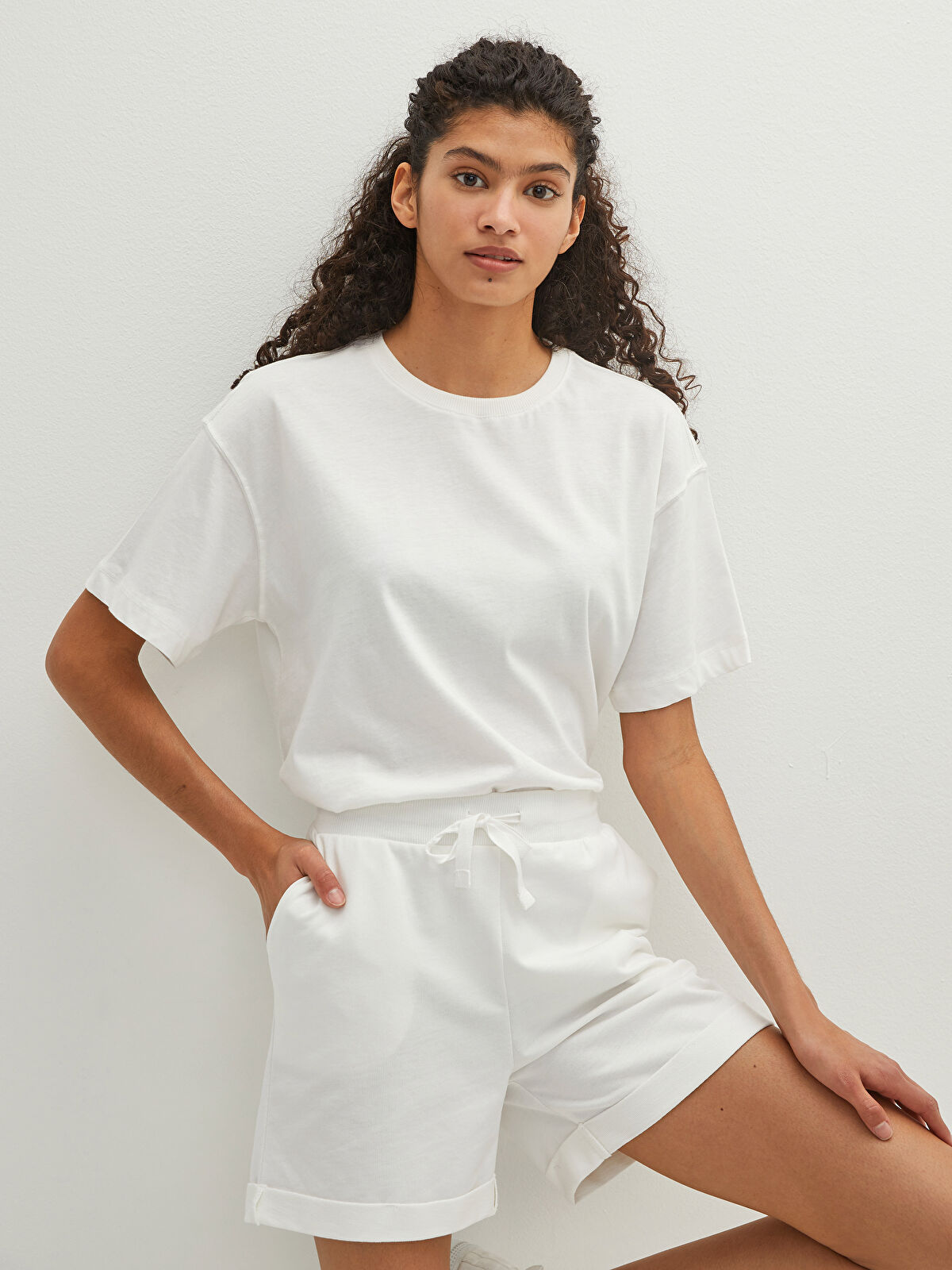 LCW CASUAL Beli Lastikli Düz Cep Detaylı Kadın Bermuda Şort