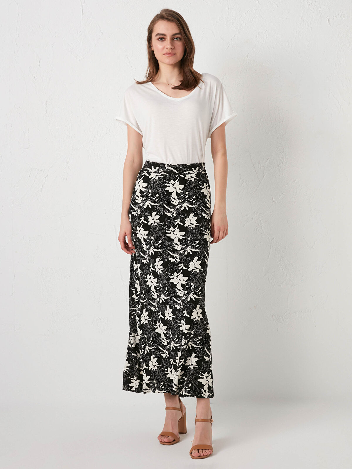 LCW GRACE Beli Lastikli Çiçek Baskılı Viskon Kadın Etek