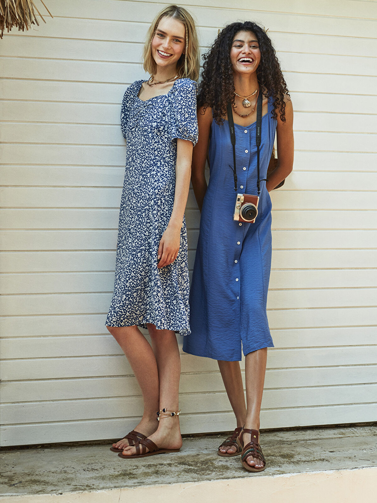 LCW CLASSIC Askılı Önden Düğmeli A Kesim Kadın Elbise