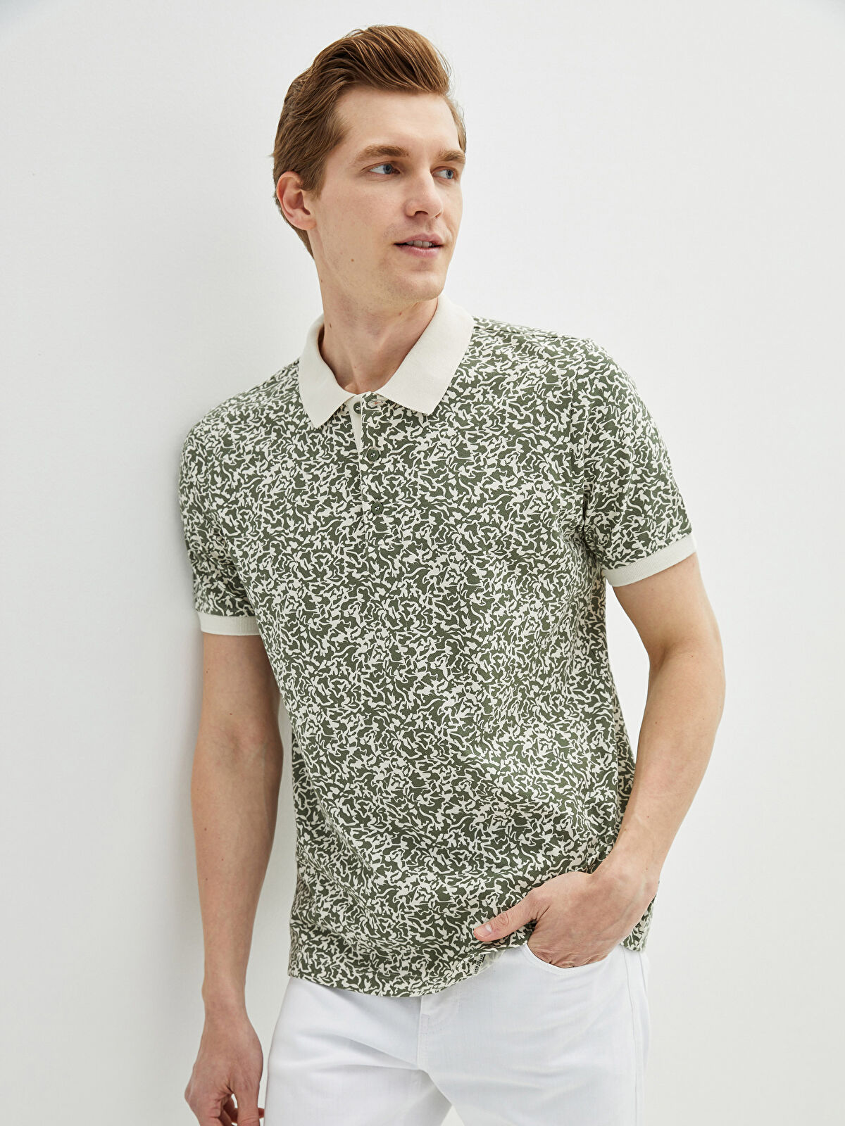 LCW CLASSIC LCW GREEN Organik Pamuklu Polo Yaka Kısa Kollu Desenli Erkek Tişört LCW CLASSIC LCW GREEN Organik Pamuklu Polo Yaka Kısa Kollu Desenli Erkek Tişört