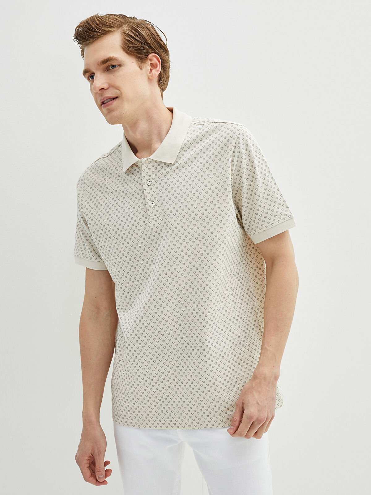 LCW CLASSIC LCW GREEN Organik Pamuklu Polo Yaka Kısa Kollu Desenli Erkek Tişört LCW CLASSIC LCW GREEN Organik Pamuklu Polo Yaka Kısa Kollu Desenli Erkek Tişört