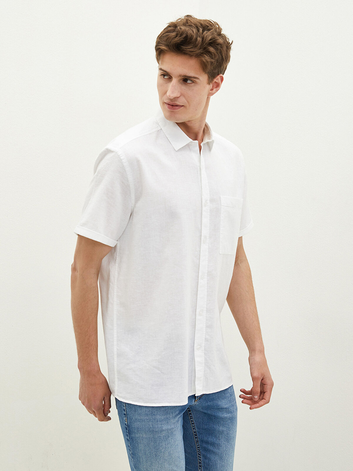 LCW CASUAL Slim Fit Kısa Kollu Keten Karışımlı Kumaş Erkek Gömlek LCW CASUAL Slim Fit Kısa Kollu Keten Karışımlı Kumaş Erkek Gömlek