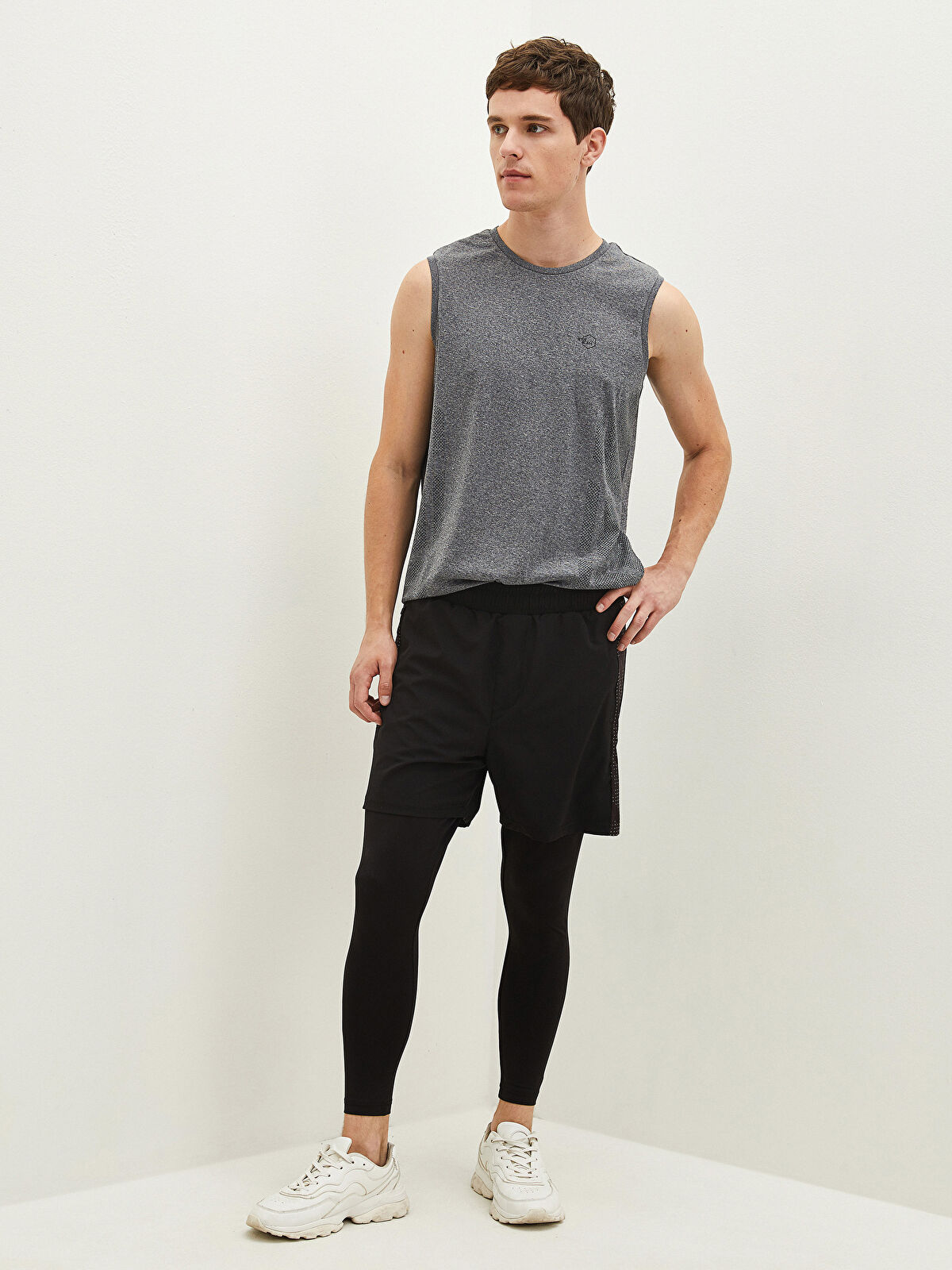 LCW SPORTS Standart Kalıp Aktif Spor Erkek Taytlı Şort