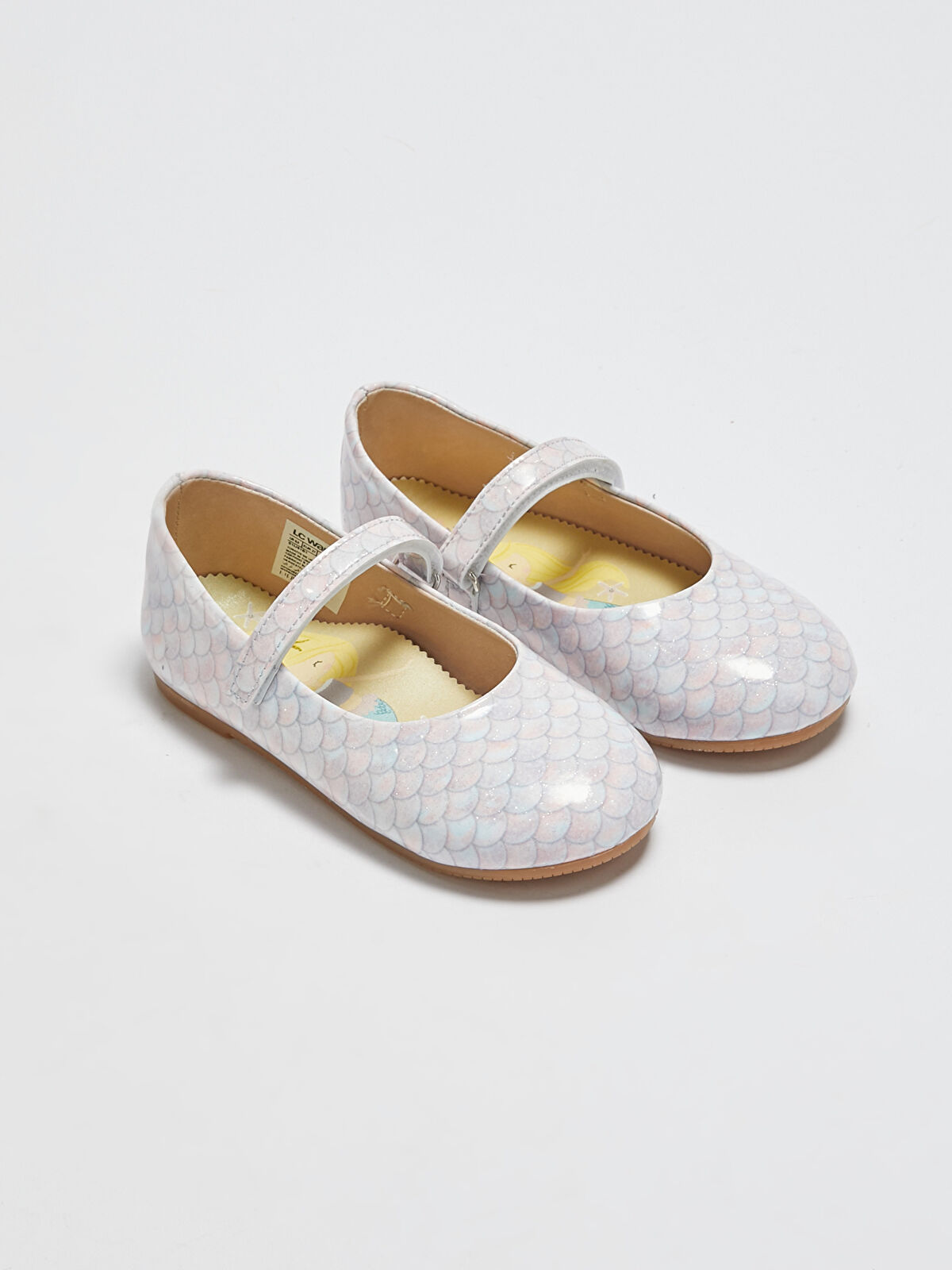 Deri Görünümlü Kız Bebek Babet