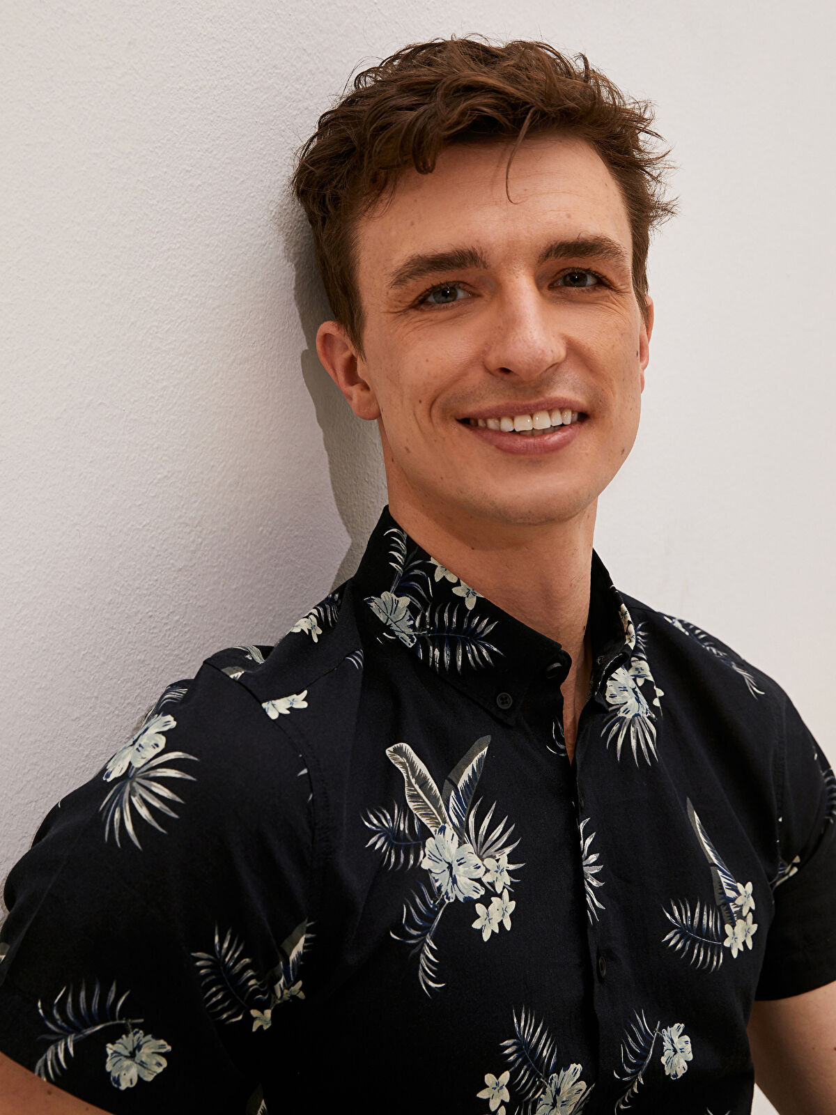 LCW CASUAL Slim Fit Kısa Kollu Desenli Poplin Erkek Gömlek