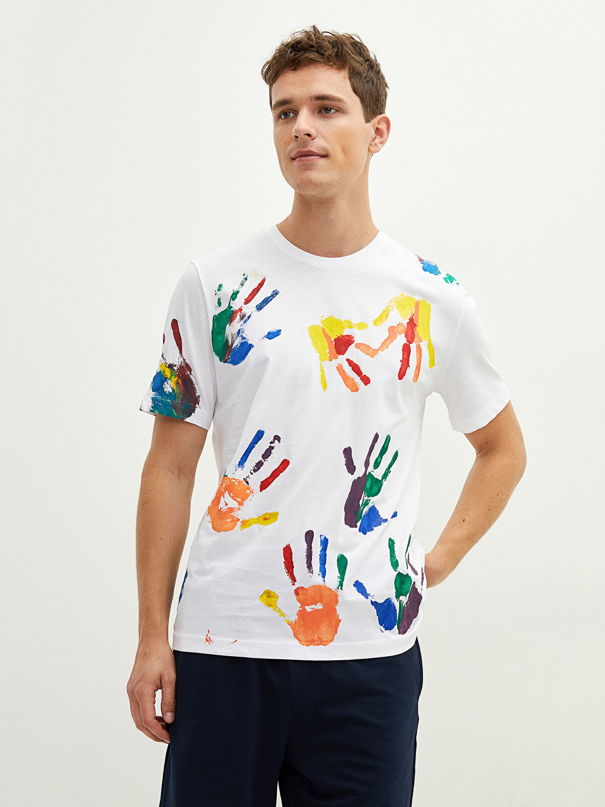 LCW BASIC Bisiklet Yaka Kısa Kollu Basic Penye Erkek Tişört + Boya Hediyeli