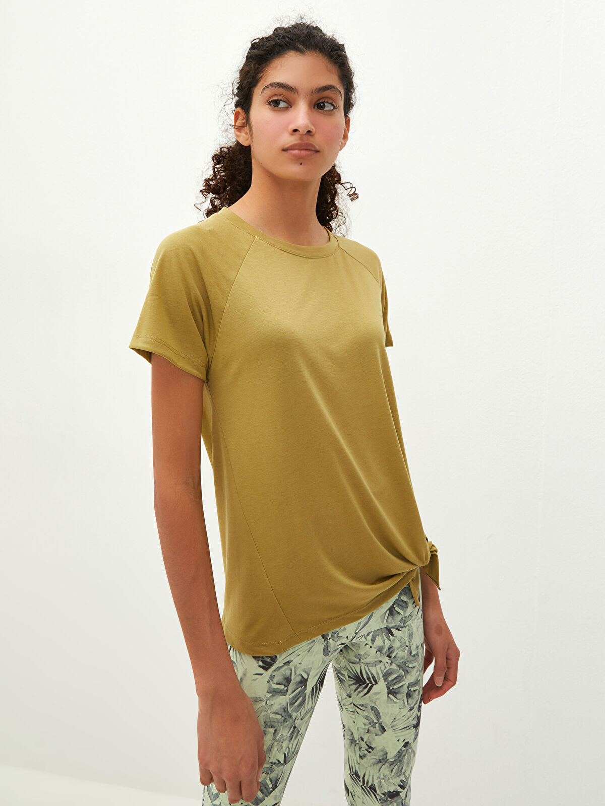 LCW ACTIVE Bisiklet Yaka Düz Kısa Kollu Kadın Spor Tişört