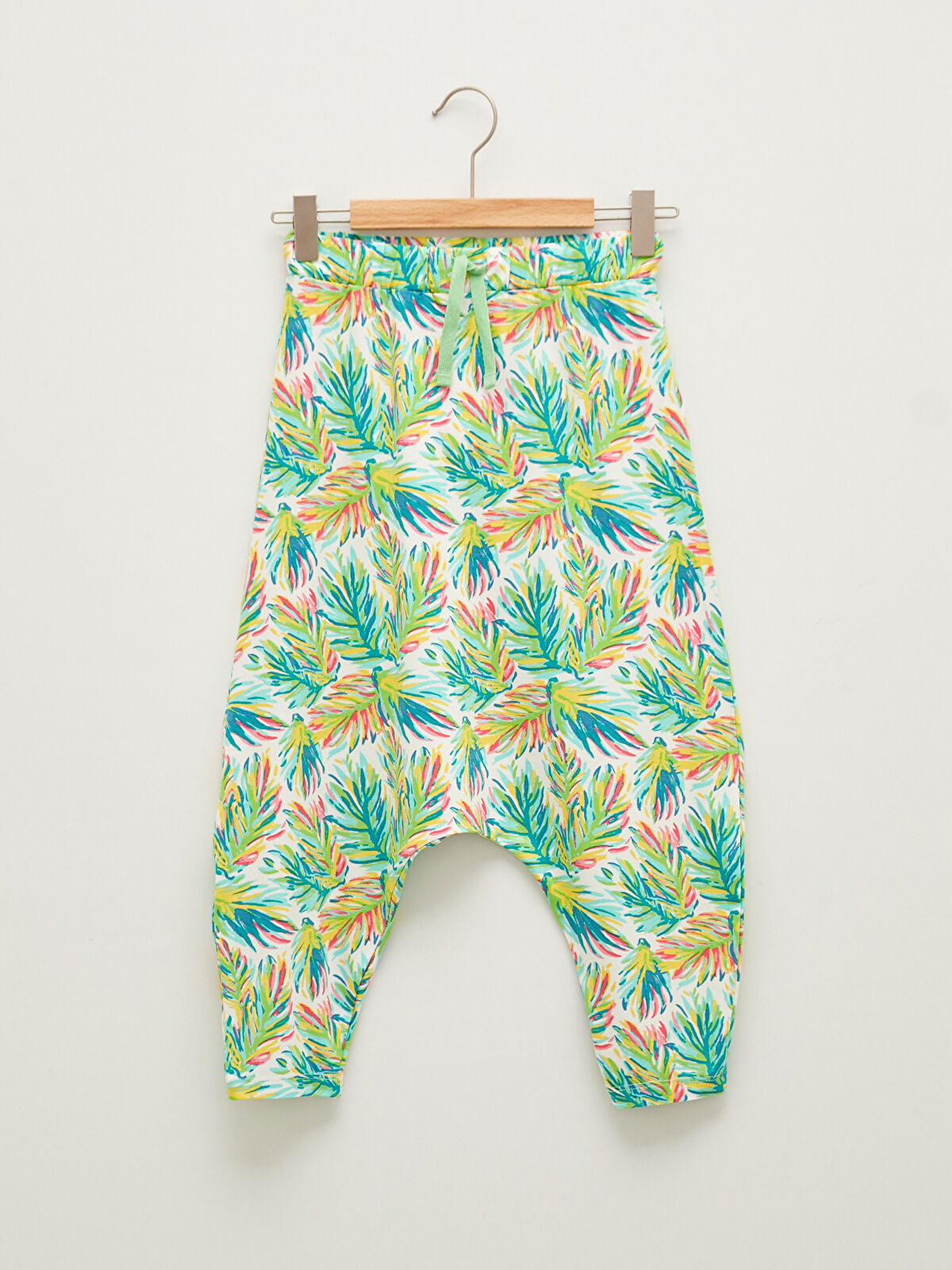 Beli Lastikli Desenli Viskon Kız Çocuk Jogger Pantolon