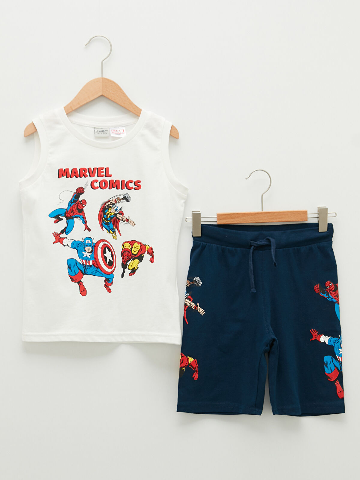 Bisiklet Yaka Marvel Baskılı Erkek Çocuk Atlet ve Şort