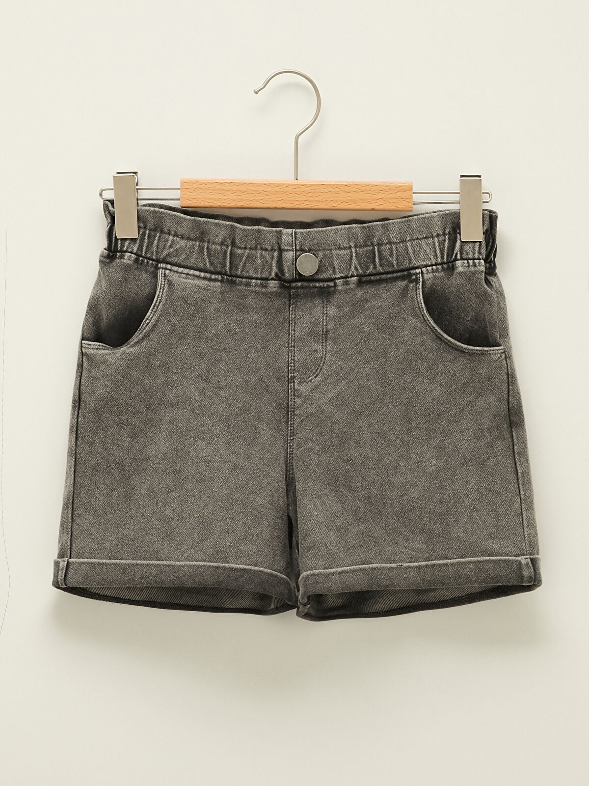 Beli Lastikli Jean Görünümlü Kız Çocuk Şort