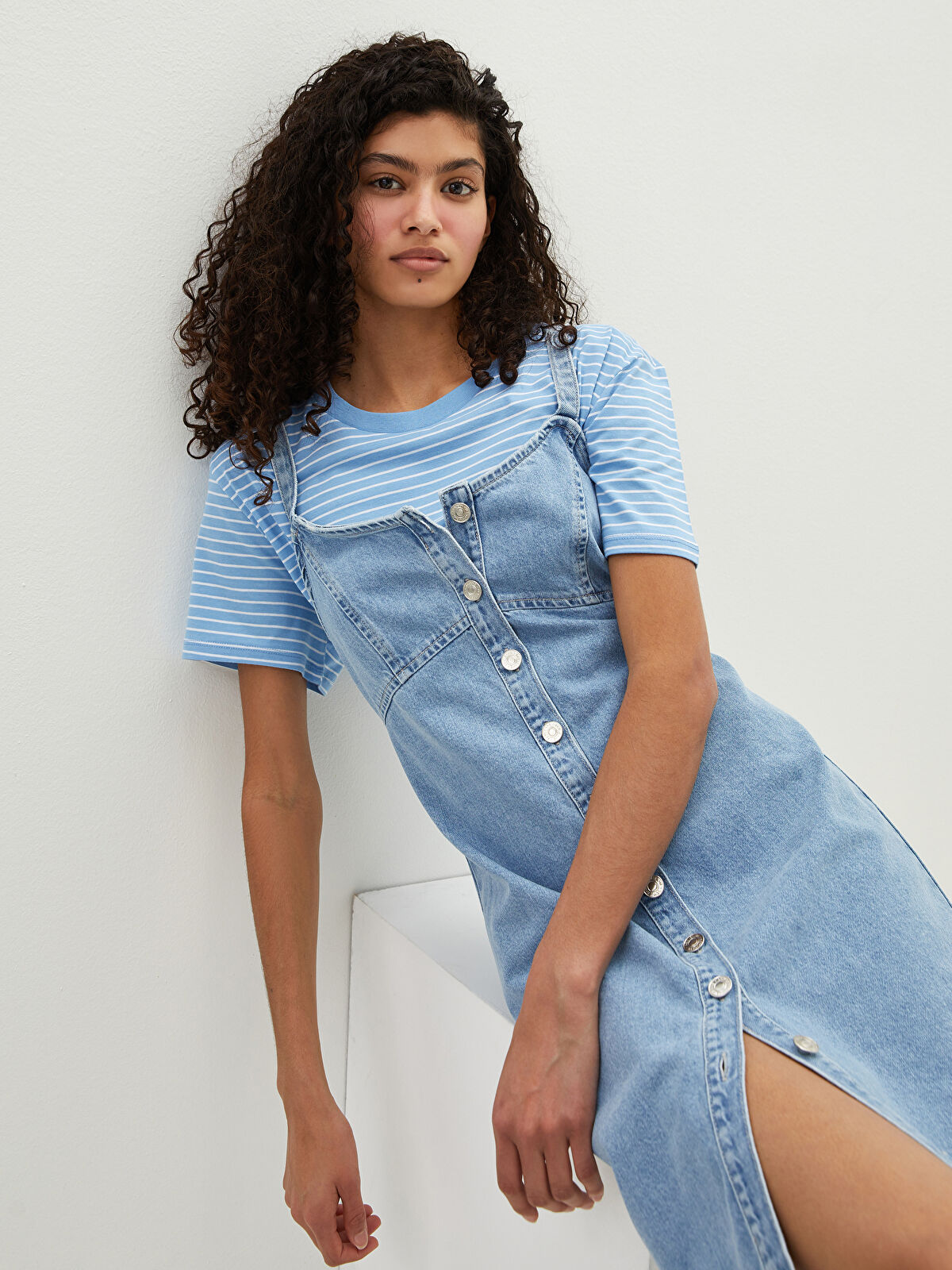 Kalp Yaka Askılı Düğme Kapamalı Kadın Jean Elbise