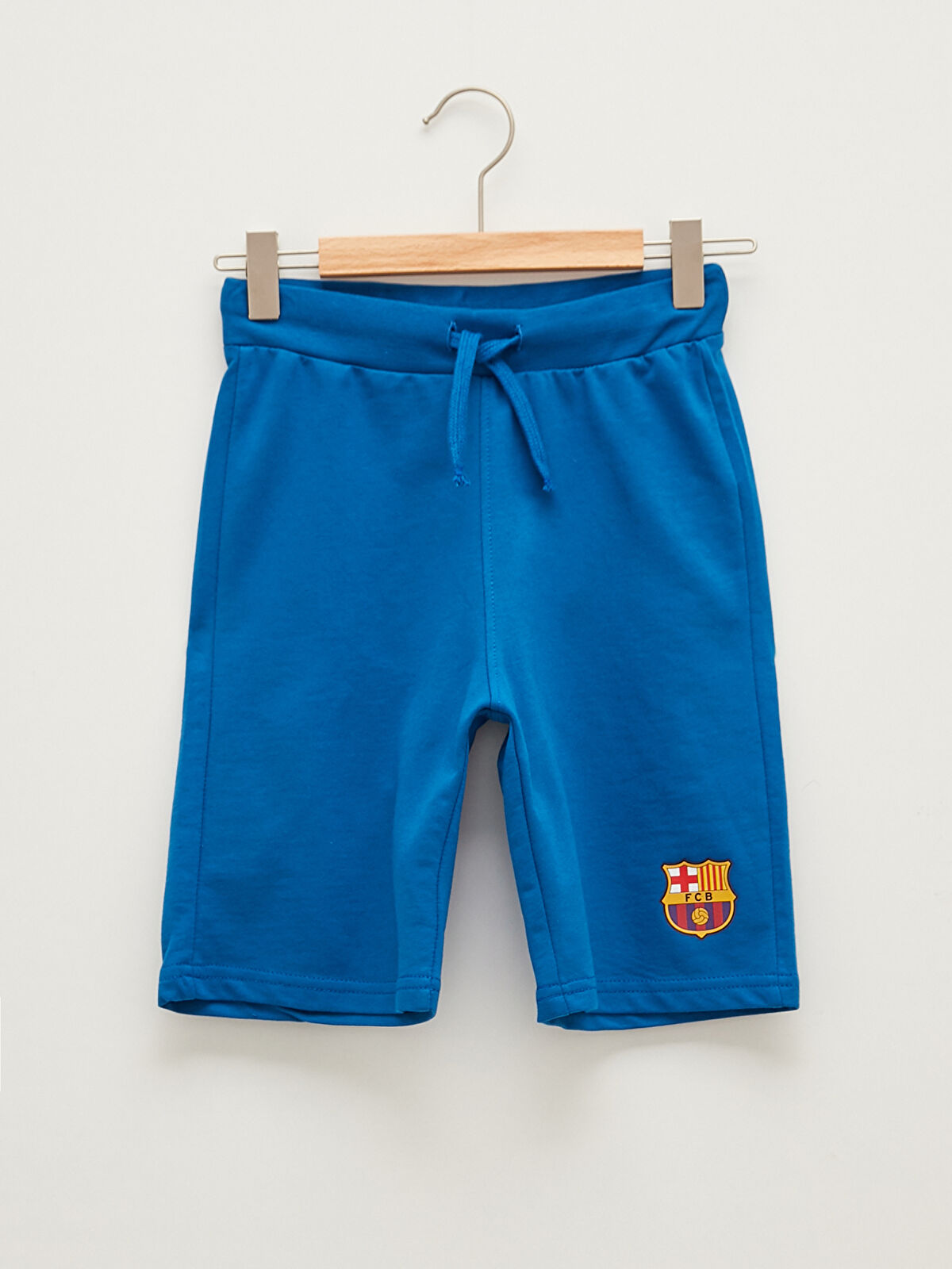 Beli Lastikli Barcelona Baskılı Erkek Çocuk Şort