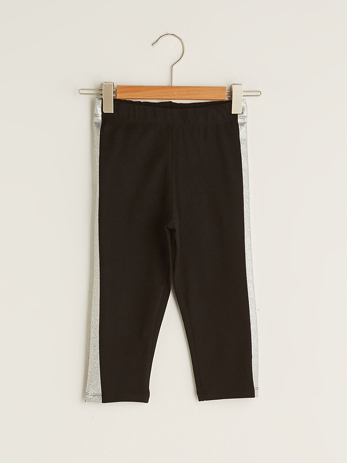 Beli Lastikli Yanları Şeritli Kız Çocuk 3/4 Boy Tayt Beli Lastikli Yanları Şeritli Kız Çocuk 3/4 Boy Tayt