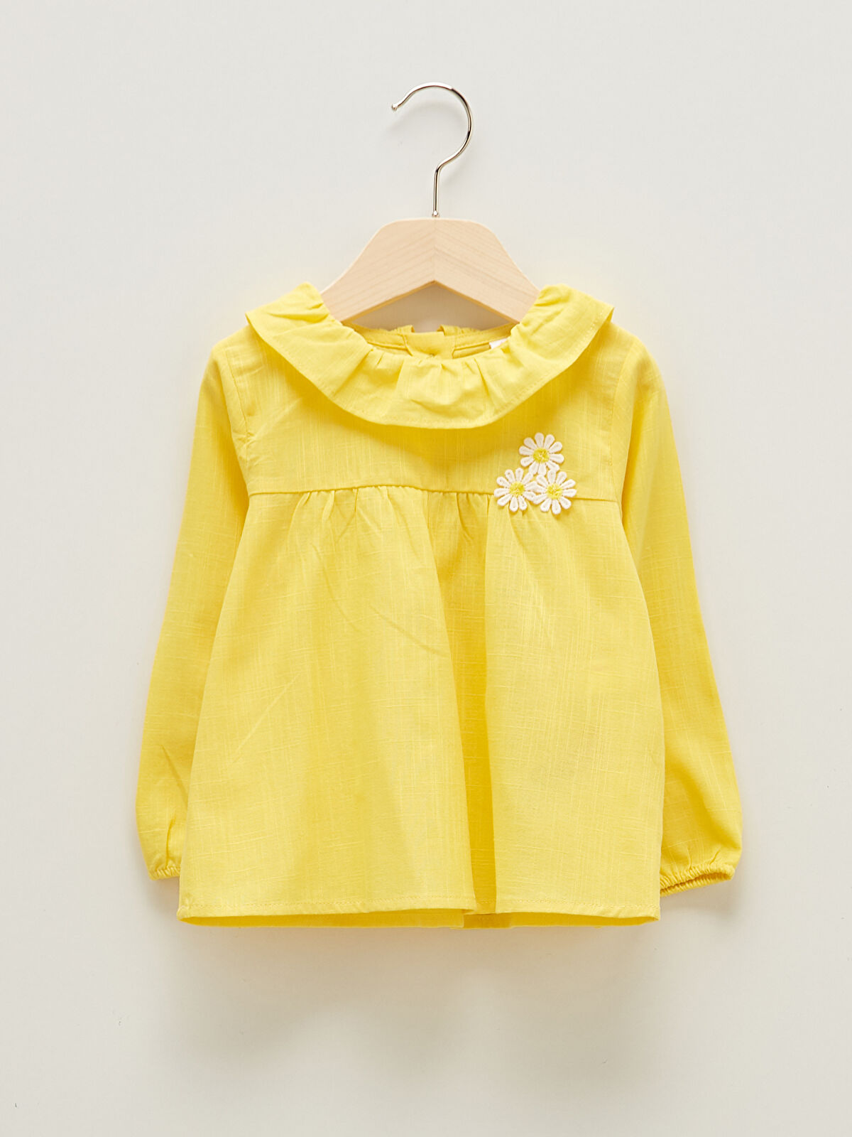 Bisiklet Yaka Uzun Kollu 3 Boyutlu Çicek Detaylı Kız Bebek Bluz