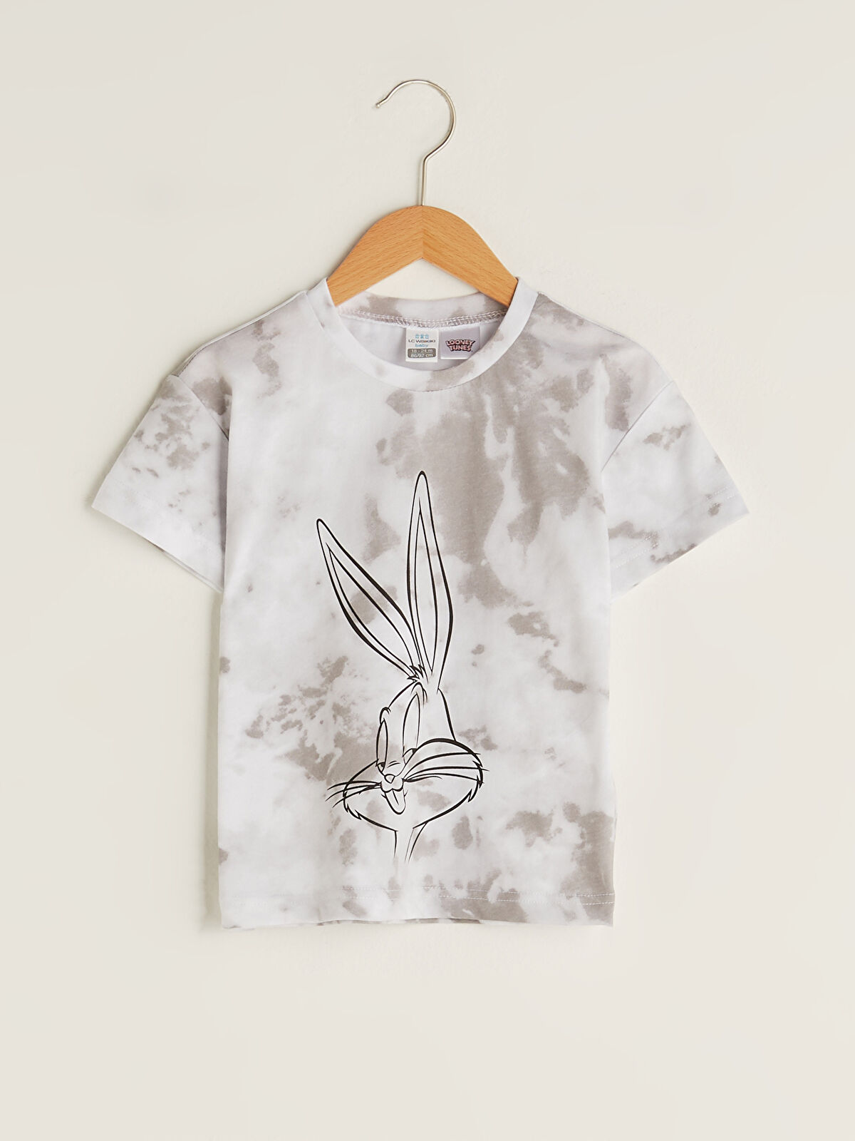 Bisiklet Yaka Bugs Bunny Baskılı Kısa Kollu Erkek Bebek Tişört Anne Oğul Kombini Bisiklet Yaka Bugs Bunny Baskılı Kısa Kollu Erkek Bebek Tişört Anne Oğul Kombini