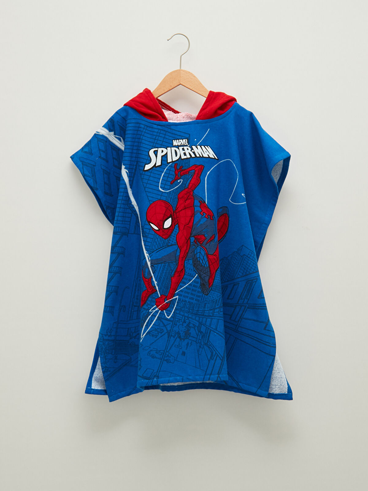 Spiderman Lisanslı Kapüşon Yaka Erkek Çocuk Panço