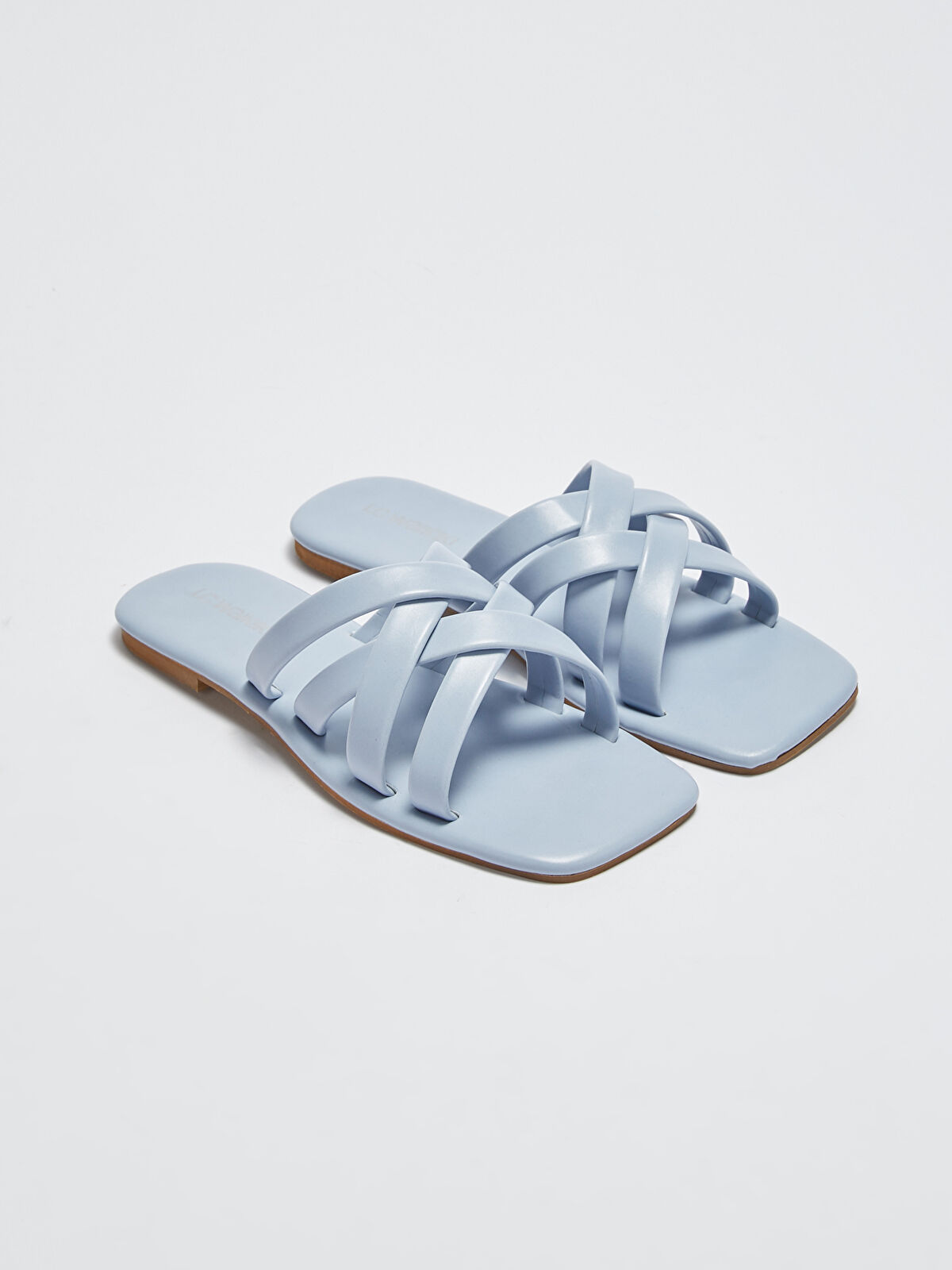 Deri Görünümlü Çapraz Bantlı Kadın Terlik