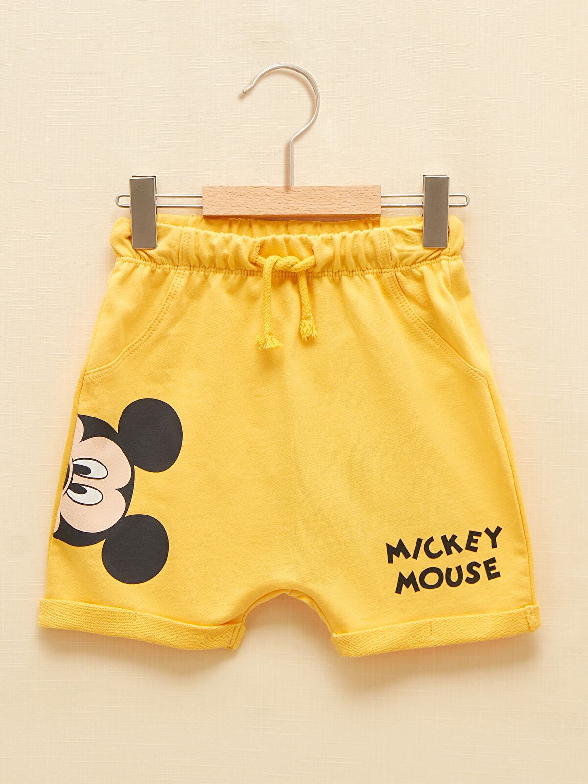 Beli Lastikli Mickey Mouse Baskılı Pamuklu Erkek Bebek Şort