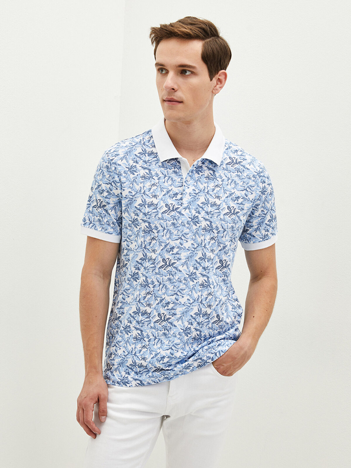 LCW CLASSIC Polo Yaka Kısa Kollu Desenli Erkek Tişört