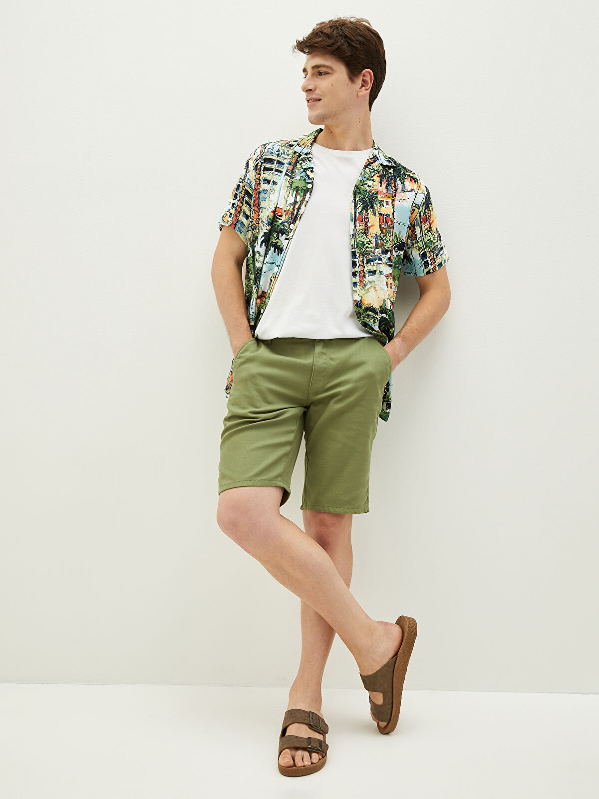 LCW VISION Standart Kalıp Keten Görünümlü Erkek Şort