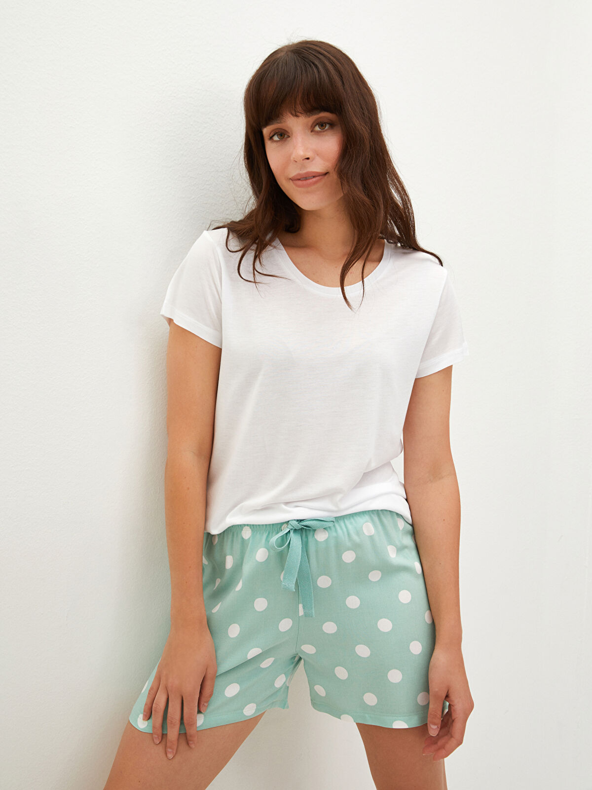 Bisiklet Yaka Baskılı Kısa Kollu Viskon Kadın Şortlu Pijama Takımı