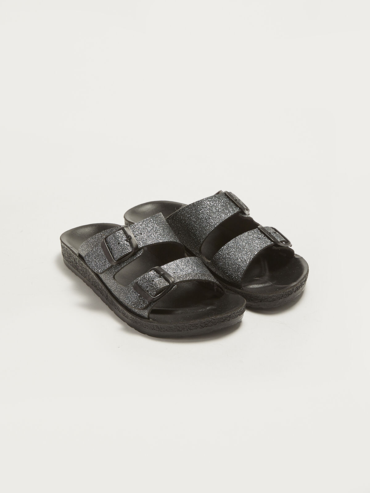 Çift Bantlı Toka Detaylı Kadın Terliği