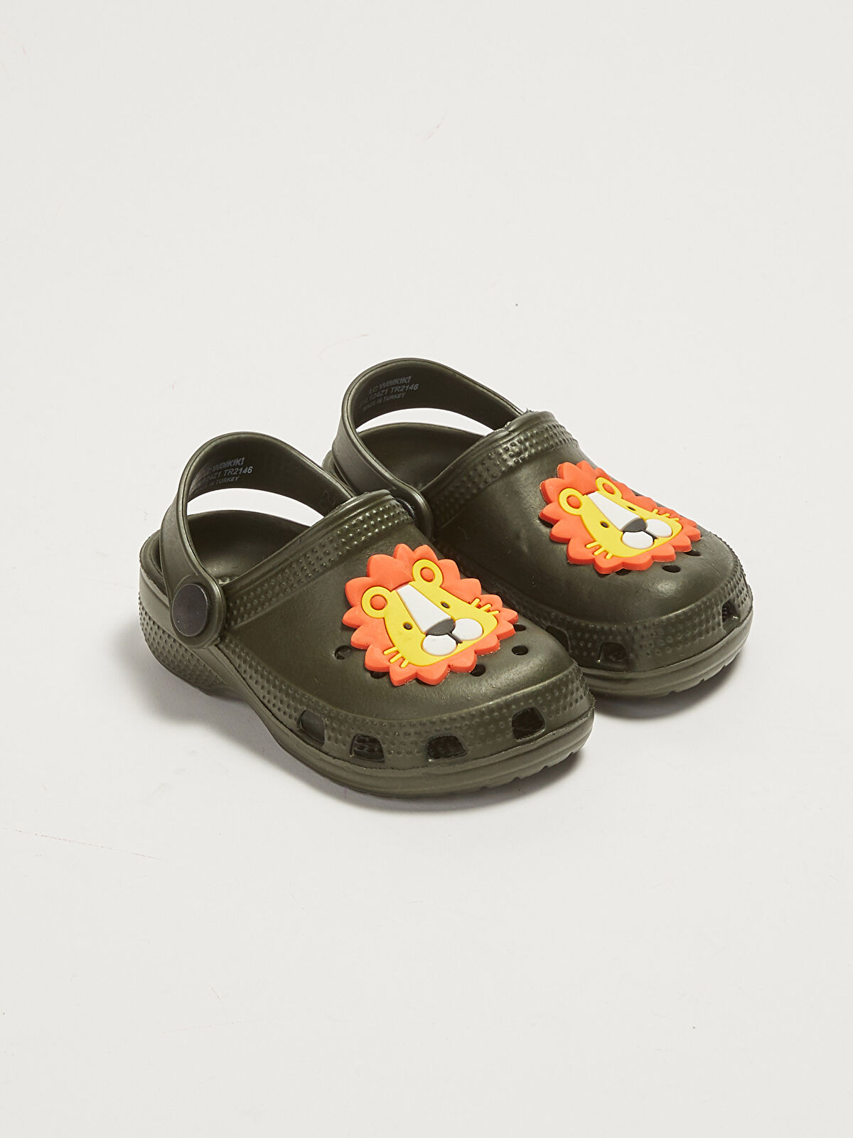 Patch Detaylı Erkek Bebek Plaj Sandaleti