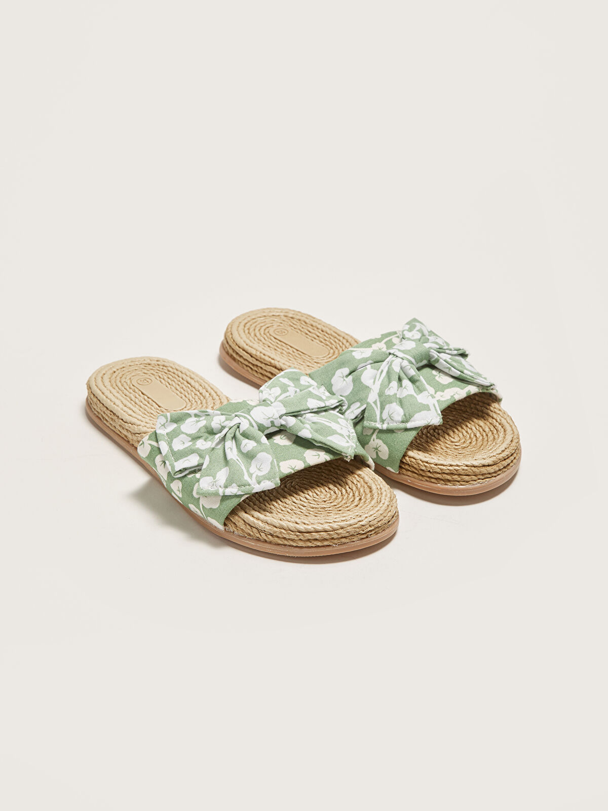 Hasır Detaylı Tek Bantlı Kadın Terlik