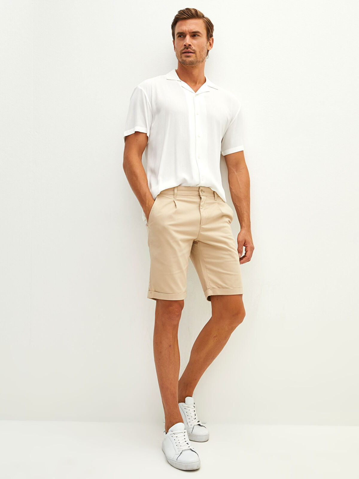 LCW VISION Slim Fit Dokulu Erkek Şort